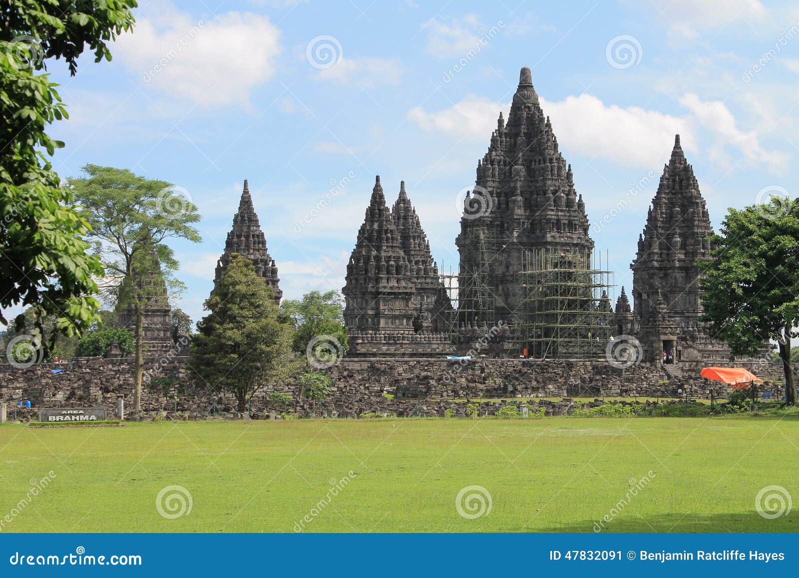 Prambanan Tempel stockbild. Bild von java, bügel, ruinen - 47832091