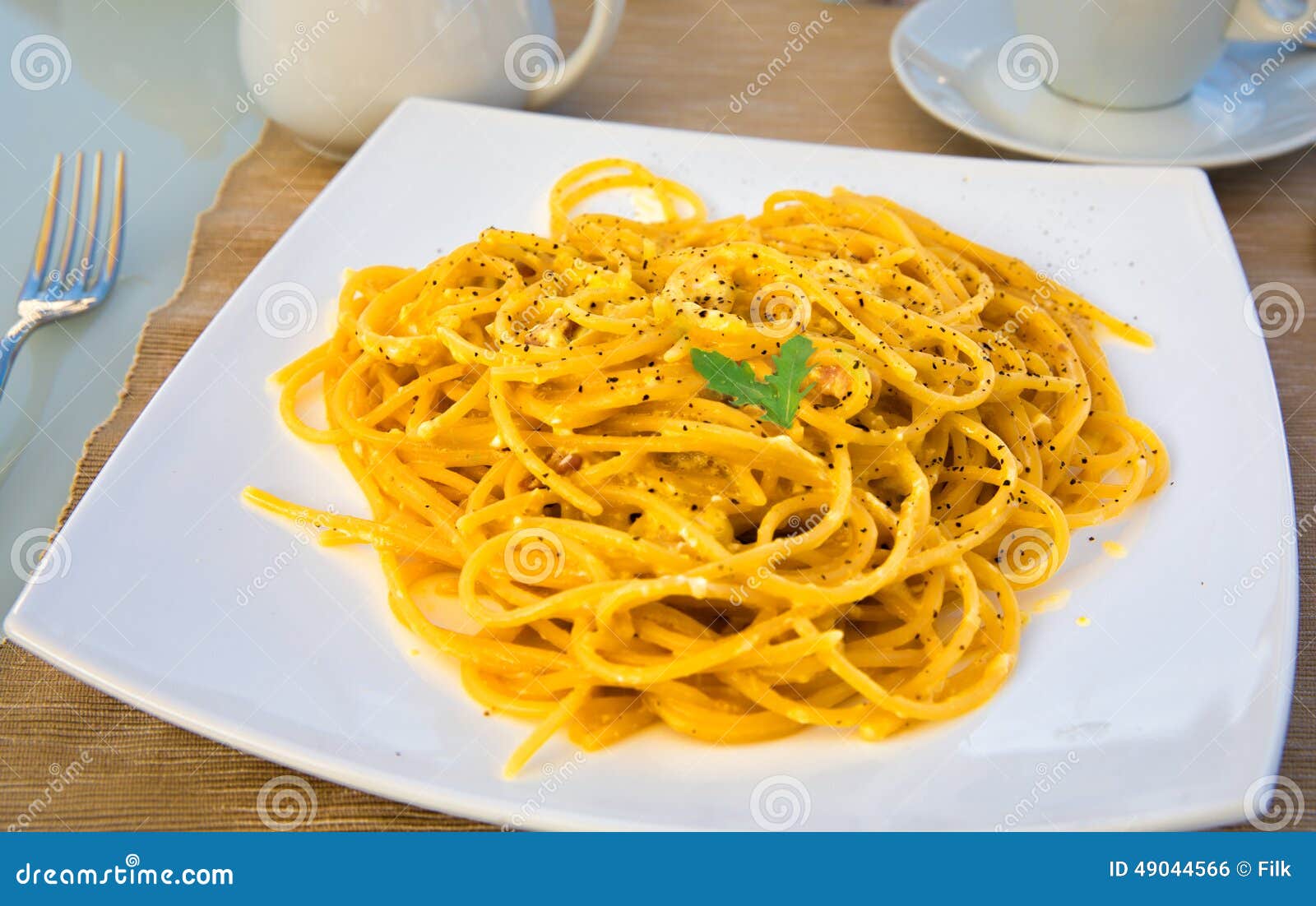 Pranzo Italiano Degli Spaghetti Fotografia Stock - Immagine di ...