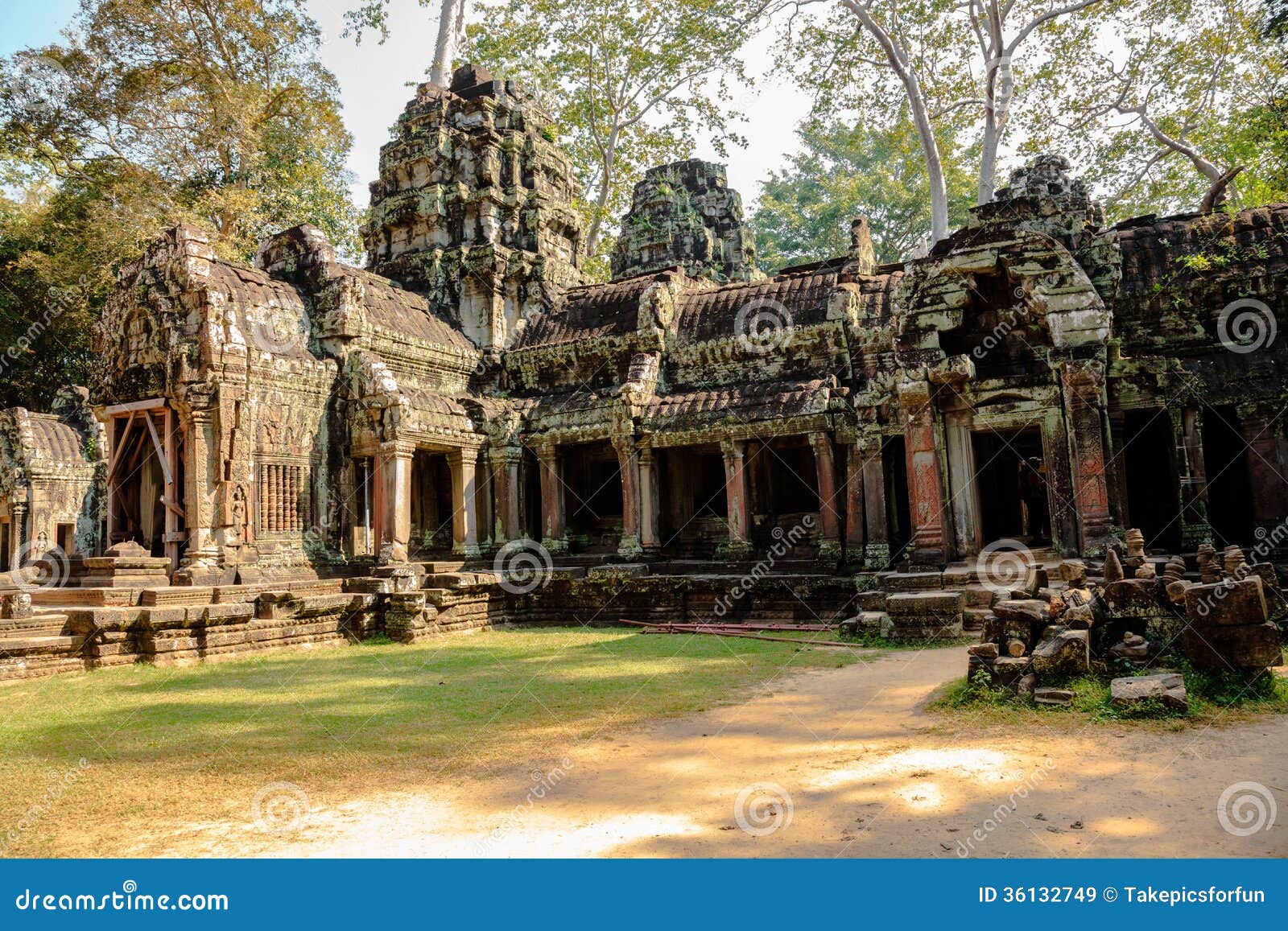 Prasat ta prohm stock image. Image of stone, stond, gate - 36132749