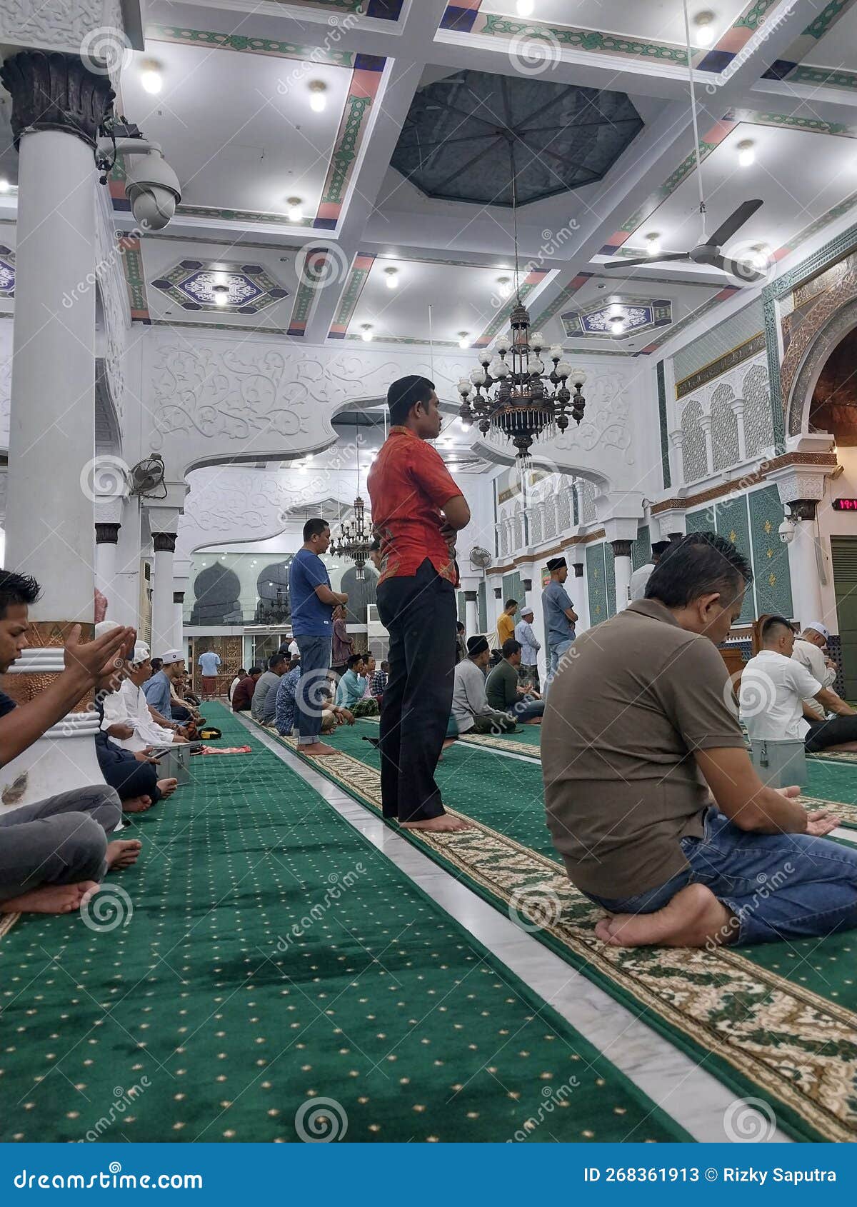 Pray in Mosque editorial stock photo. Image of pray - 268361913