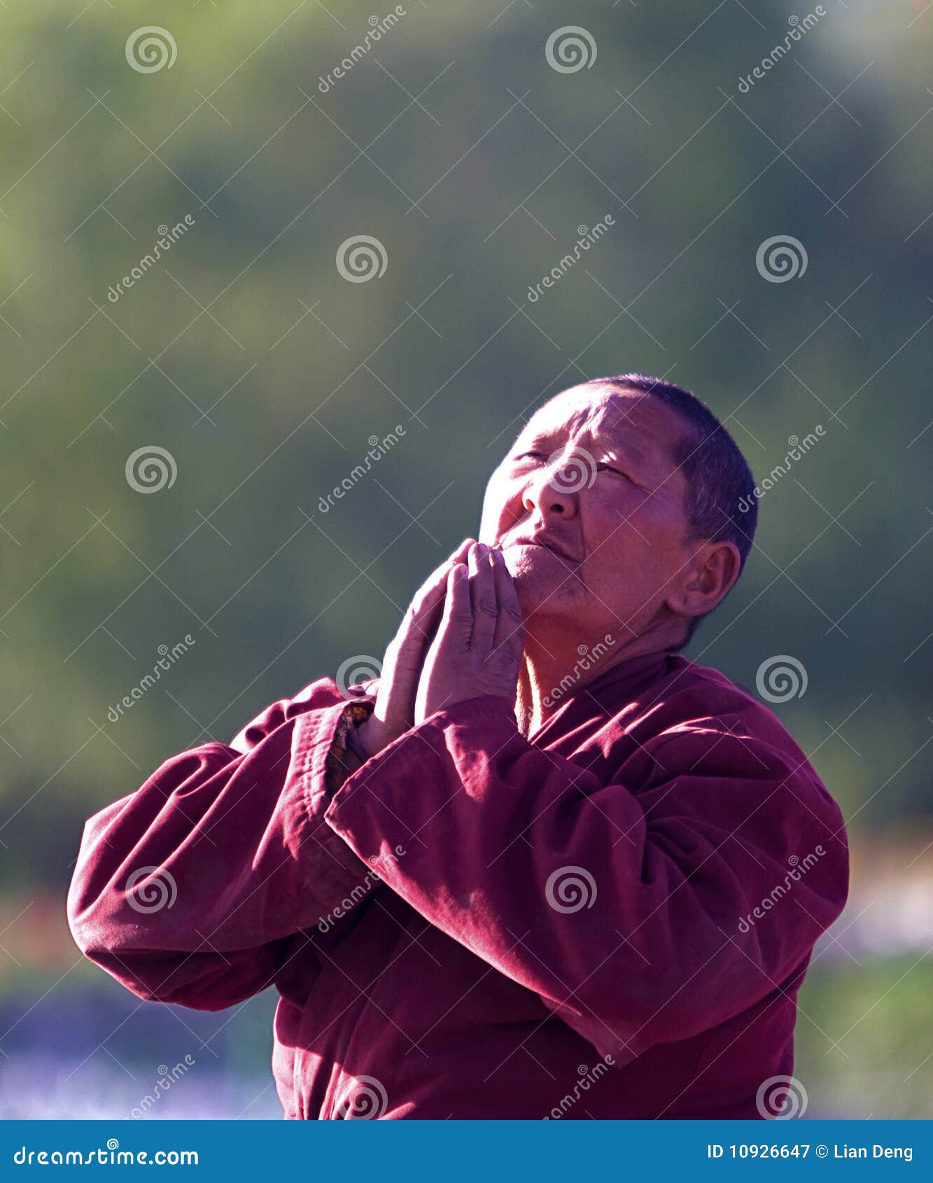 Prayer editorial photography. Image of china, landmark - 10926647