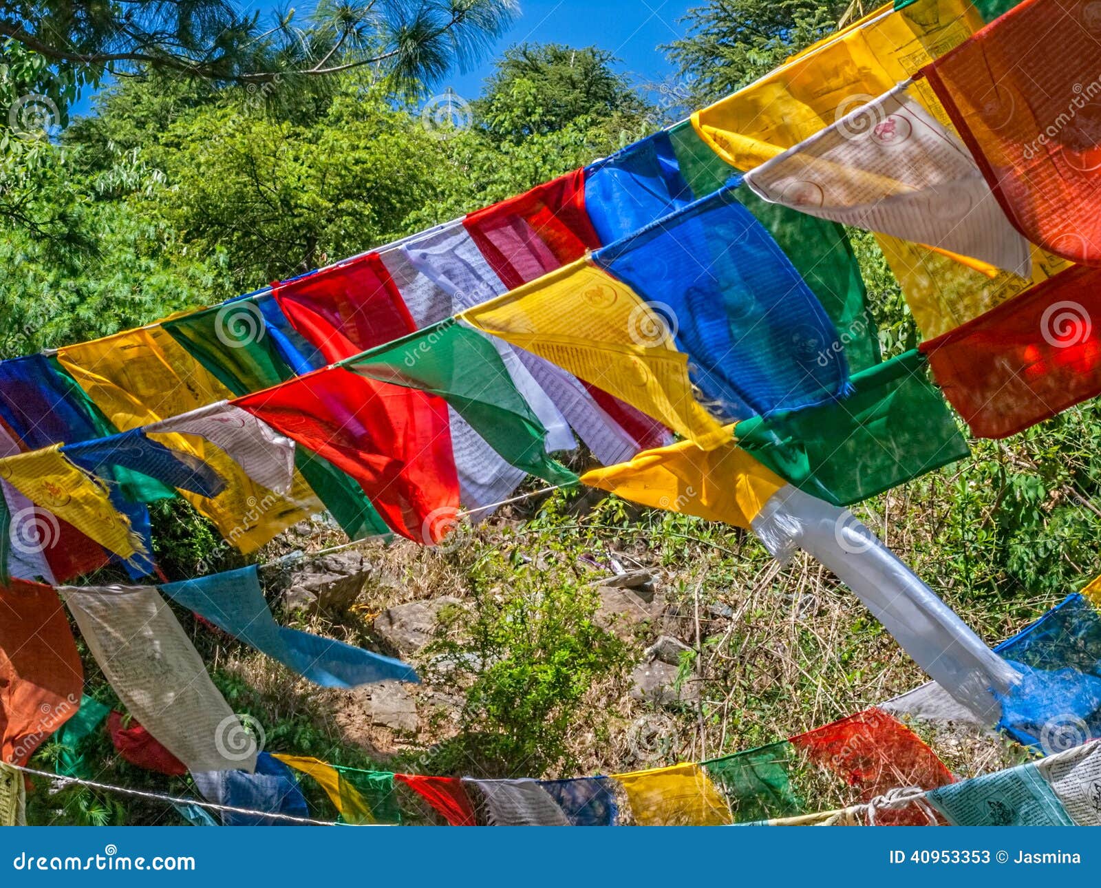 Prayer flags editorial stock photo. Image of faith, indian - 40953353