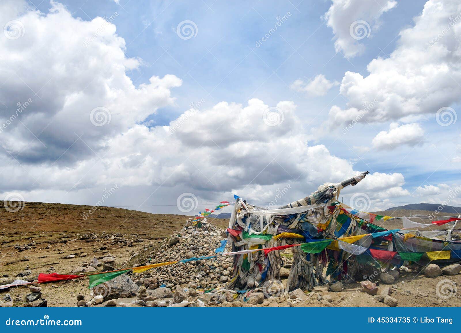 Prayer stones and flags stock image. Image of himalayan - 45334735