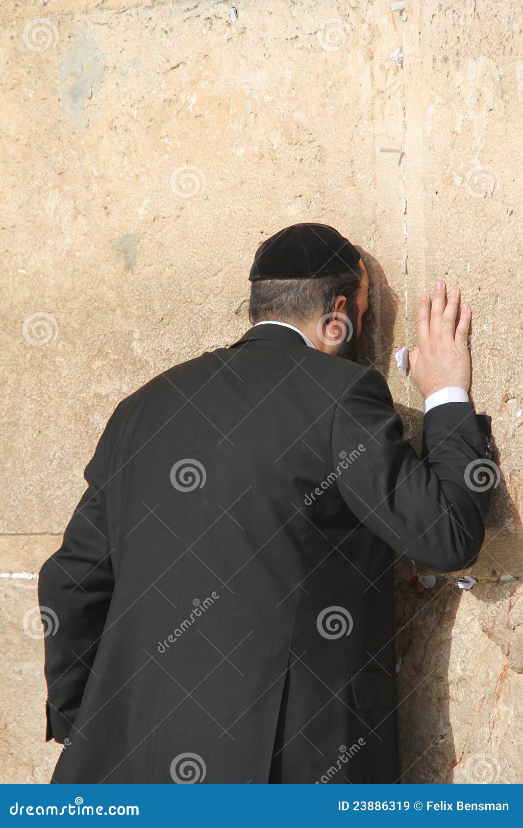 Prayer at the Wailing Wall (Western Wall) Editorial Stock Image - Image ...