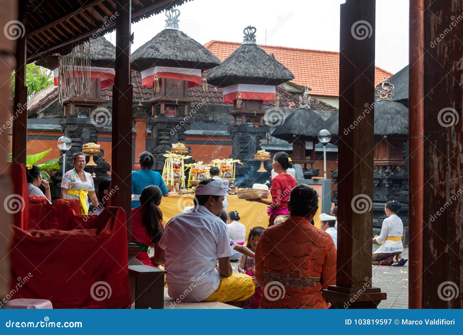 Prayers at temple, Bali editorial photography. Image of offertory ...