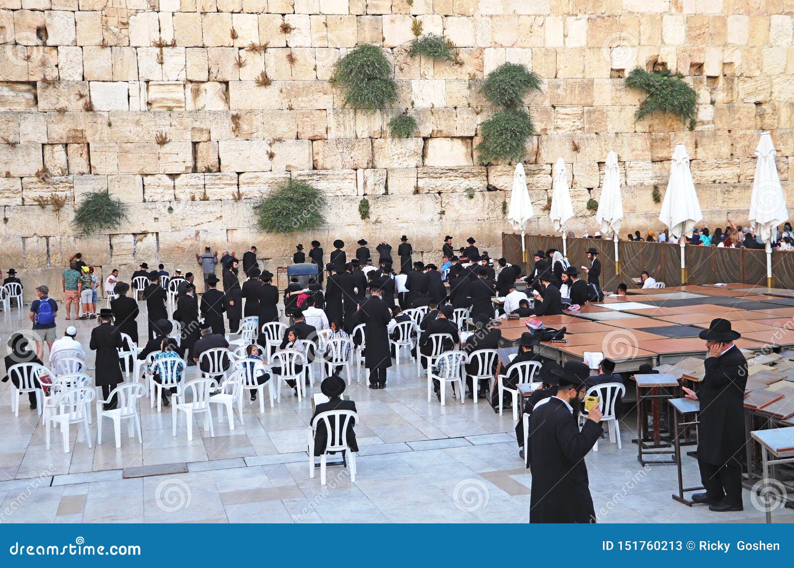 Prayers at the Western Wall, Jerusalem Editorial Stock Photo - Image of ...