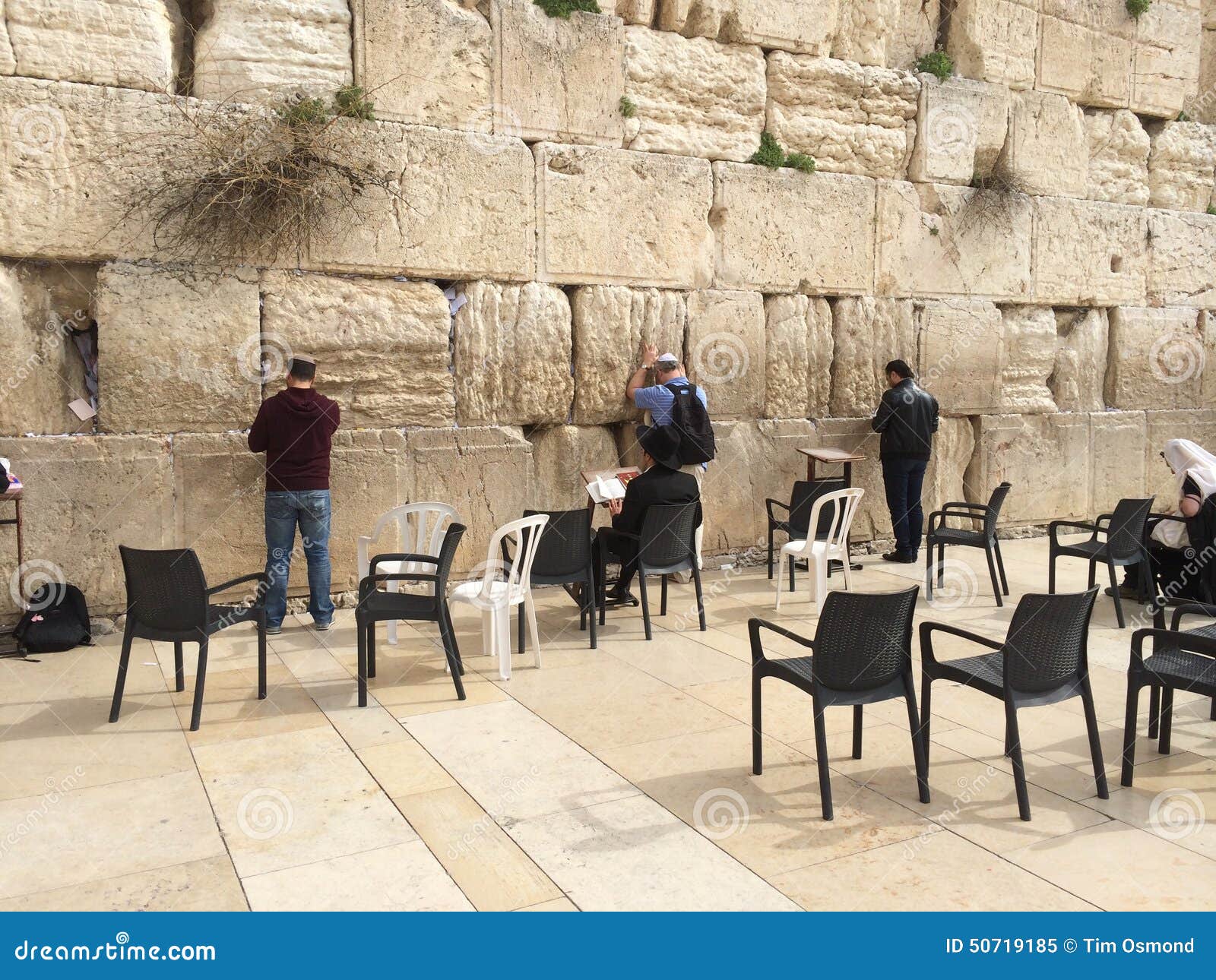 Prayers at the Western Wall Jerusalem Editorial Image - Image of ...