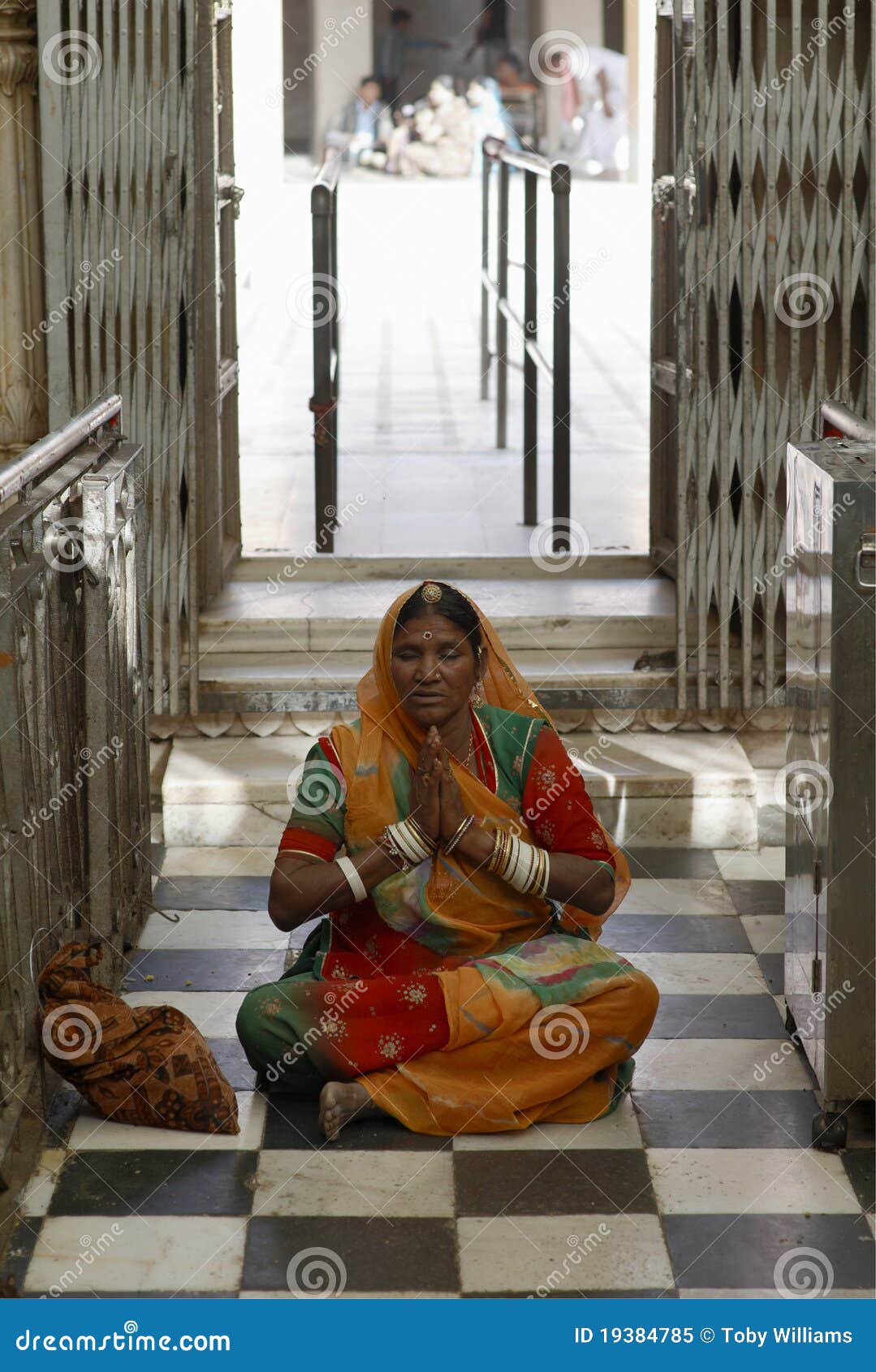 A Hindu Woman Worshipping Shiva Editorial Photo | CartoonDealer.com ...