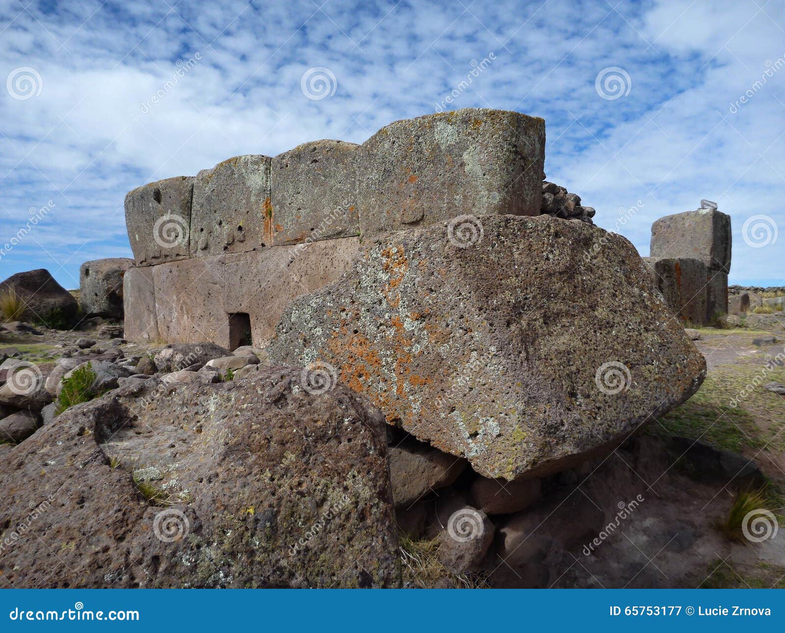 Pre-incan Burrial Site Sillustani with Chulpas Stock Image - Image of ...