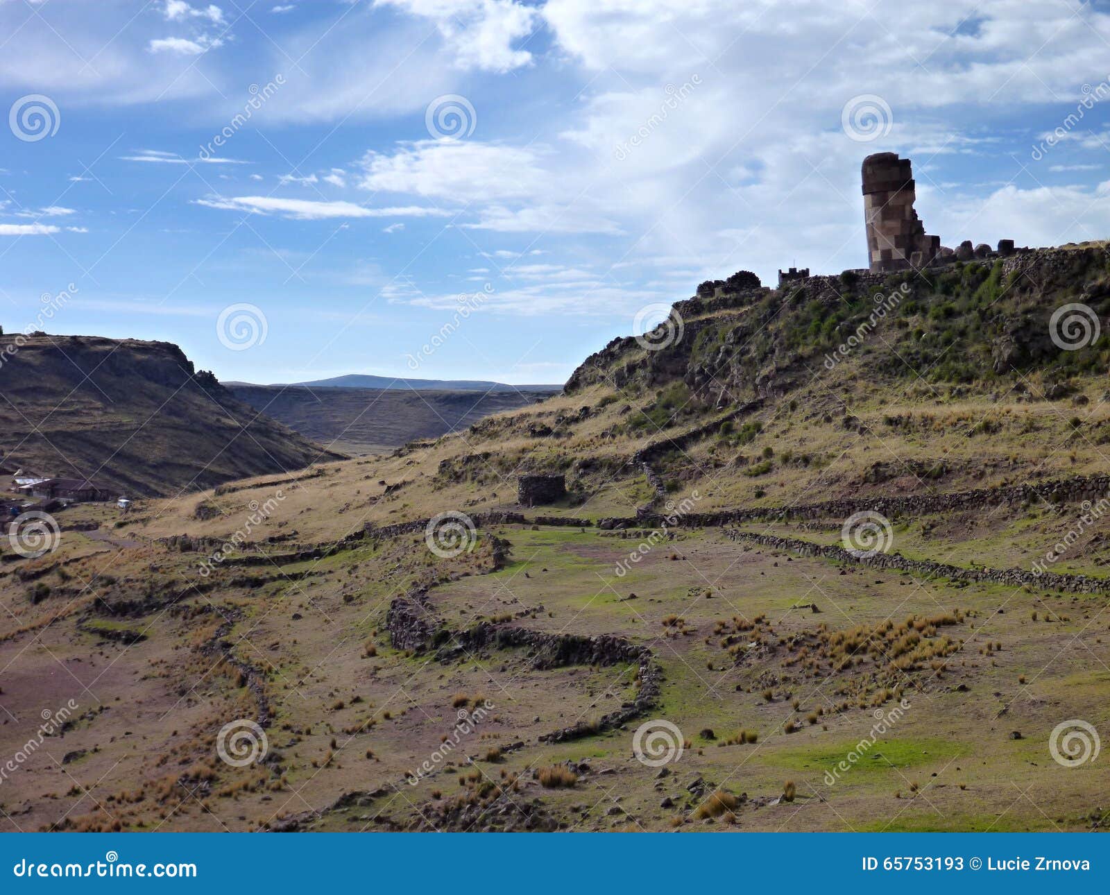 Pre-incan Burrial Site Sillustani with Chulpas Stock Image - Image of ...