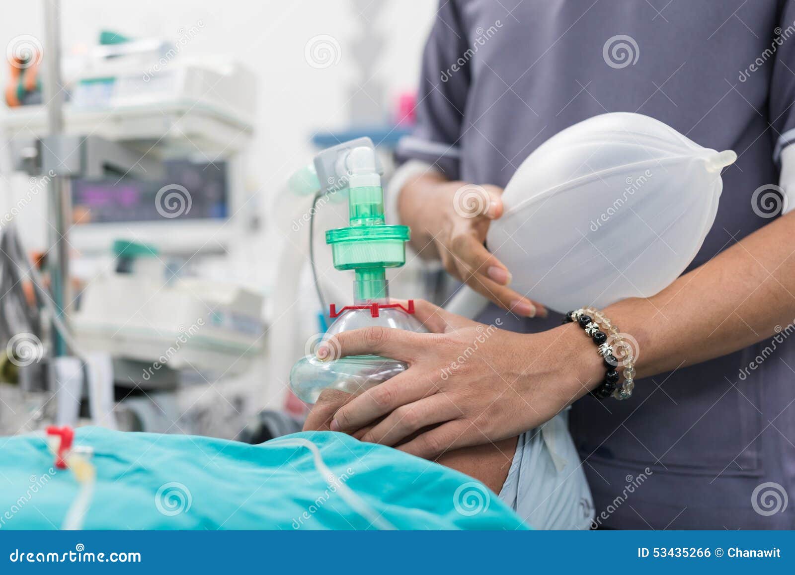 Pre Oxygenation Chin Lift Position with Holding Oxygen Mask Stock Photo ...