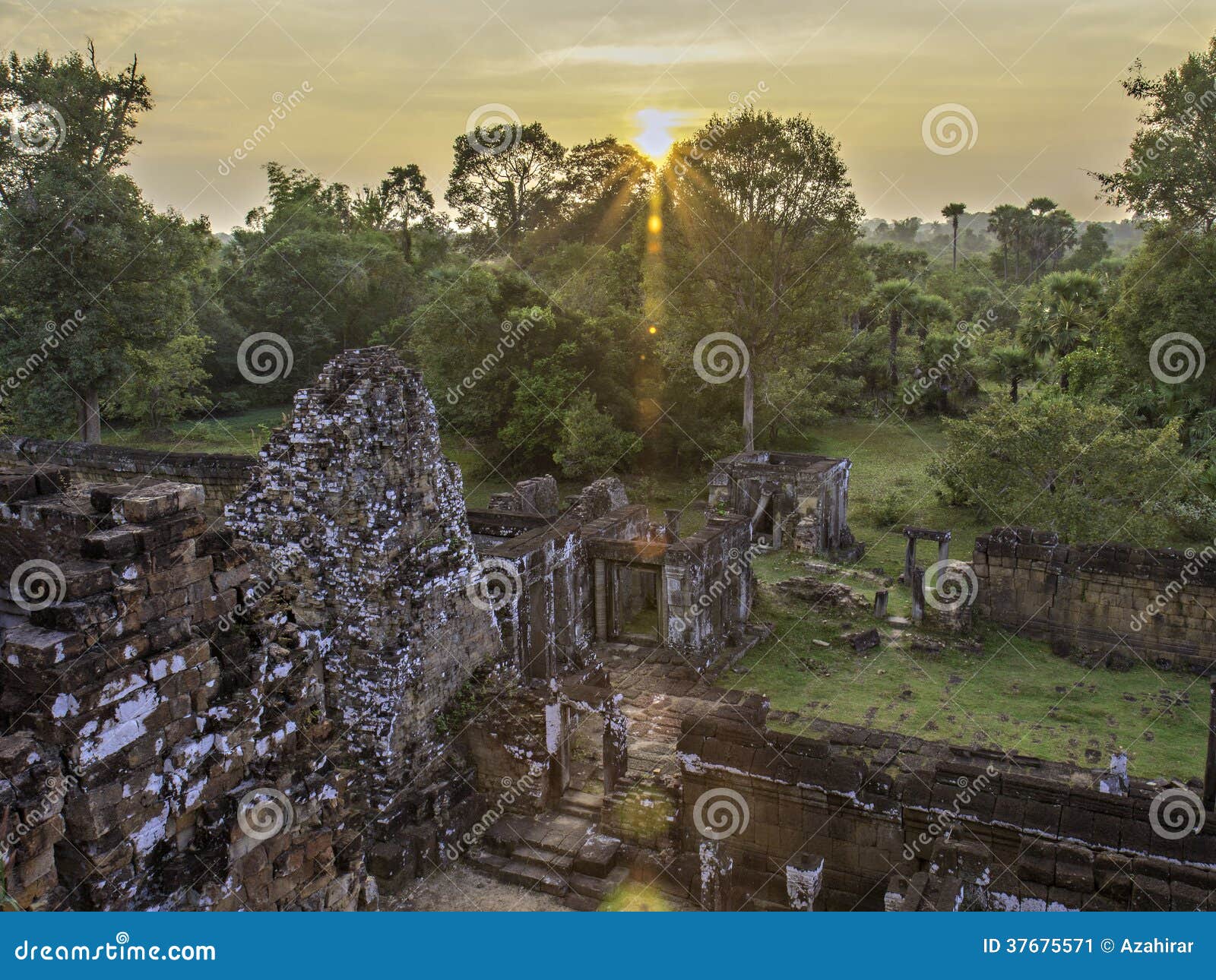Pre Rup sunset 1 stock image. Image of steps, ruin, stone - 37675571