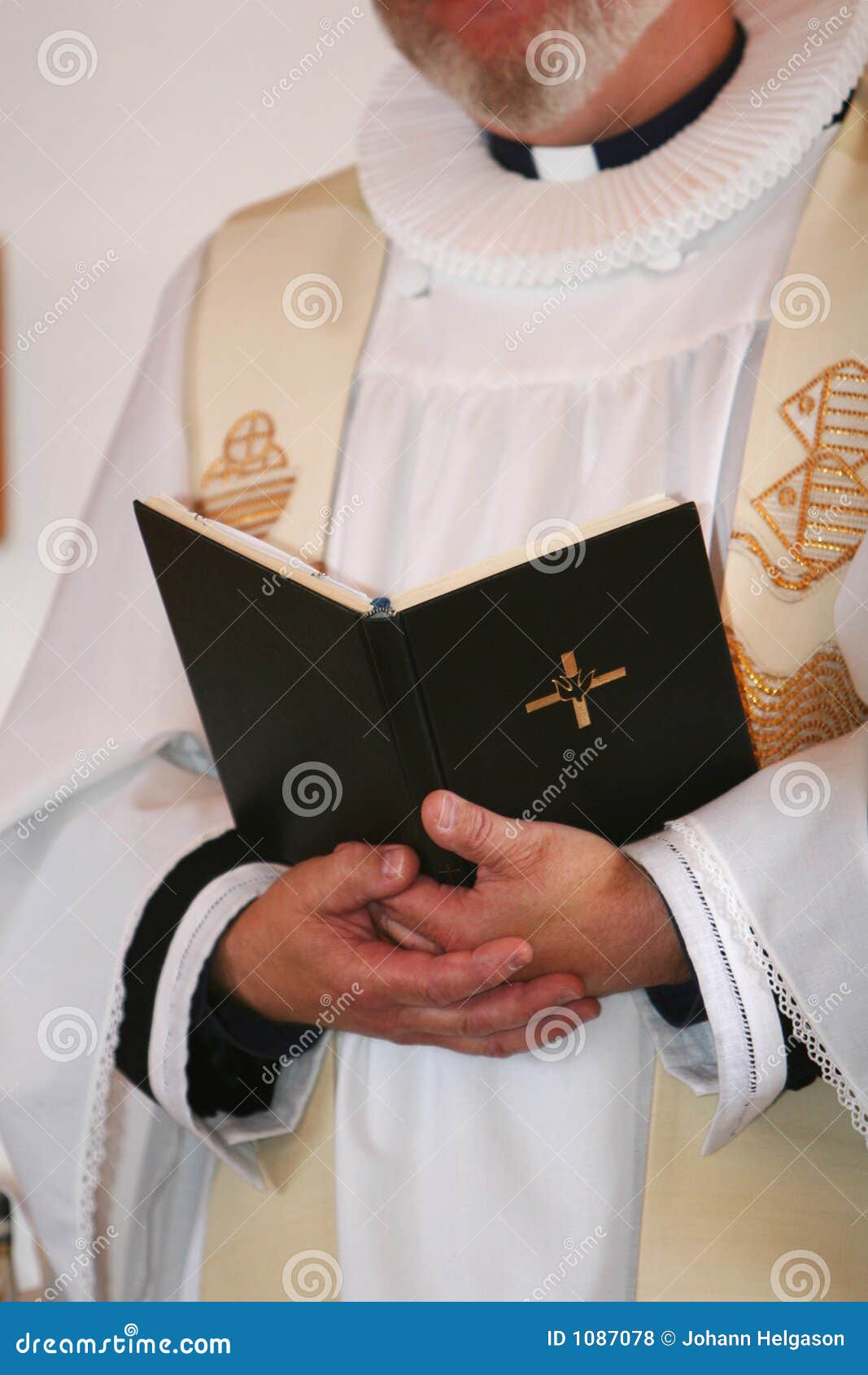 Preaching minister stock photo. Image of bible, ceremony - 1087078