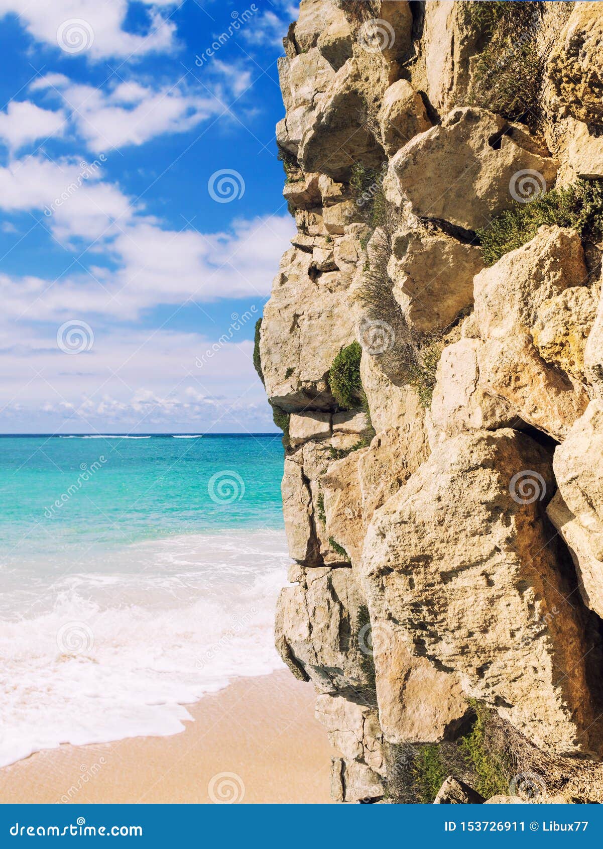 Precipitous Cliff Stock Photos - Download 1,538 Royalty Free Photos