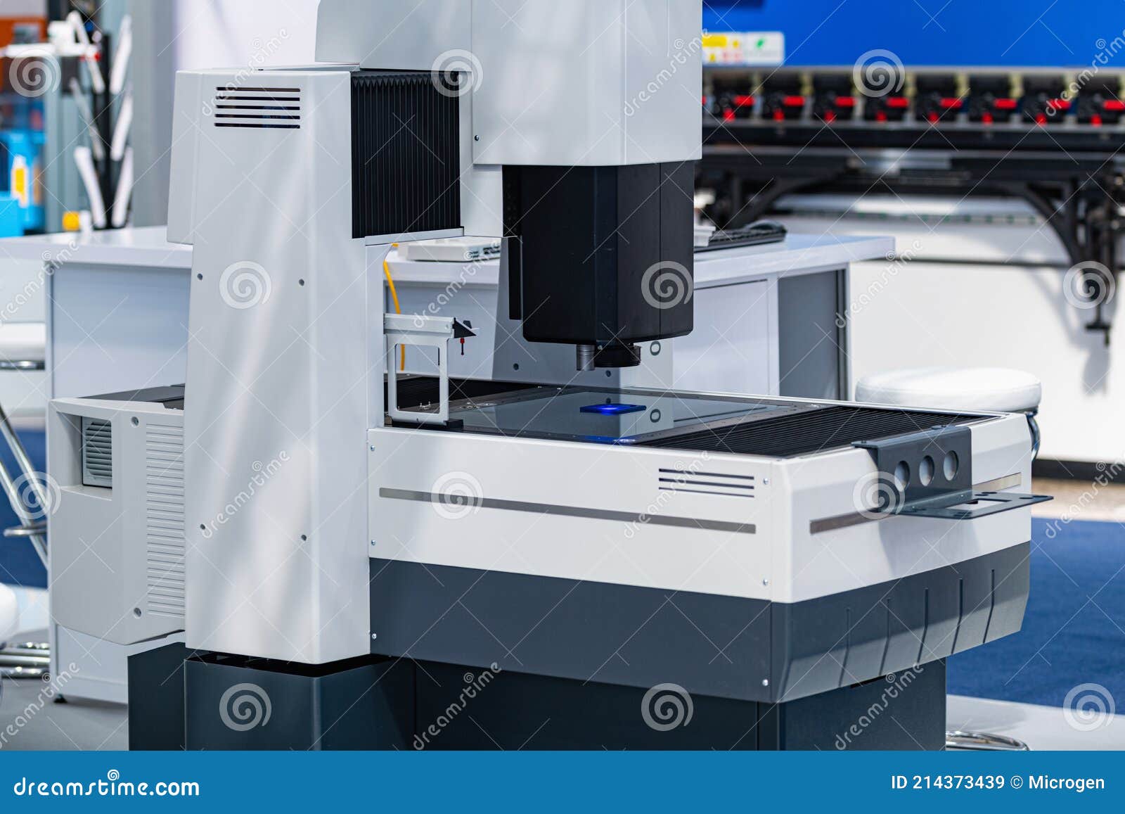 Precision Multisensor Measurement Machine in Manufactoring Factory ...