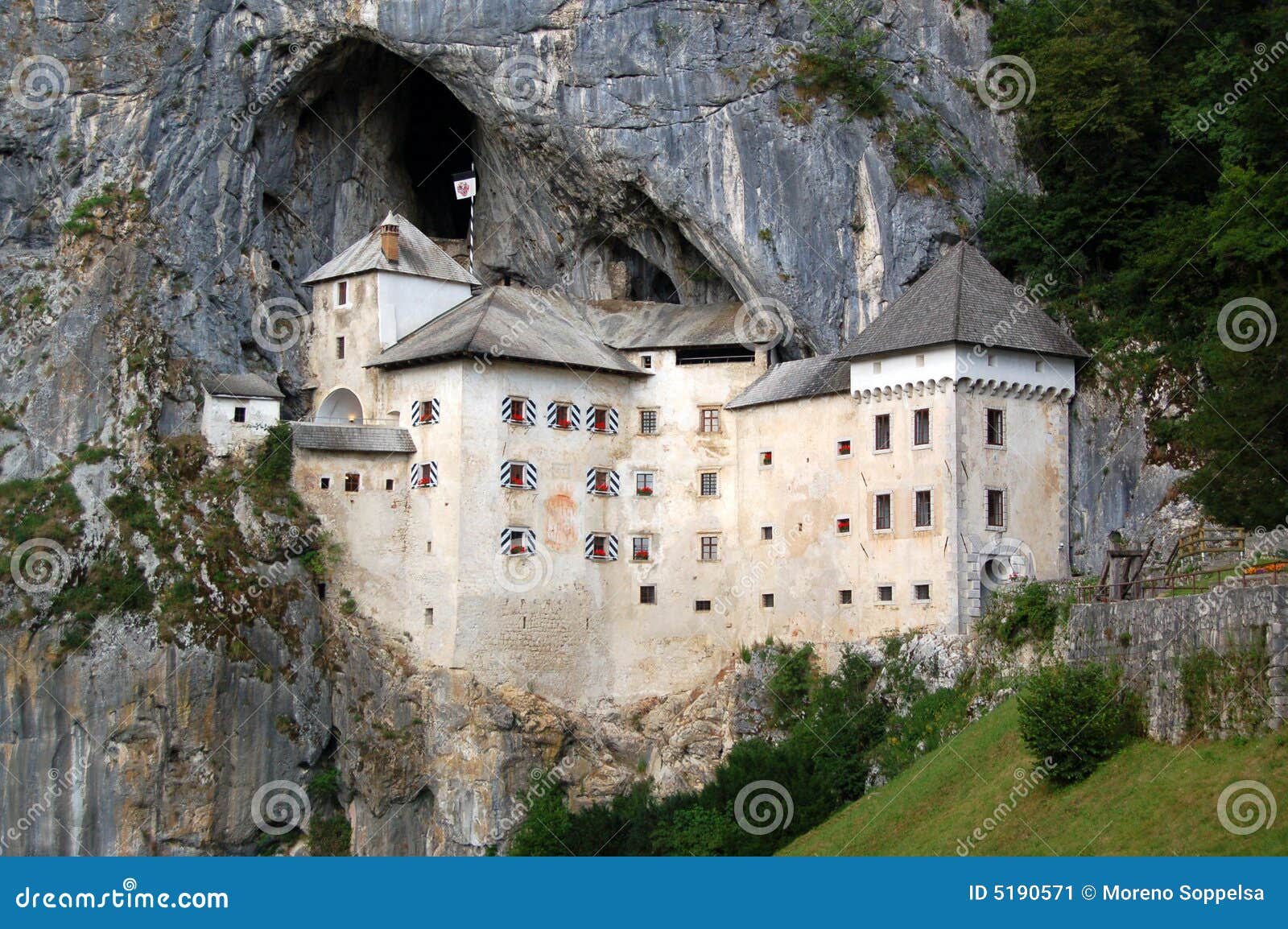 Predjama Castle stock image. Image of postojna, ancient - 5190571