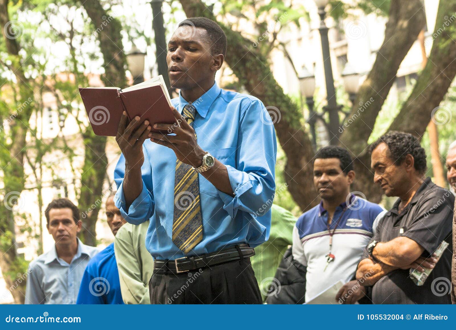 Pregador evangélico imagem de stock editorial. Imagem de evangélico ...