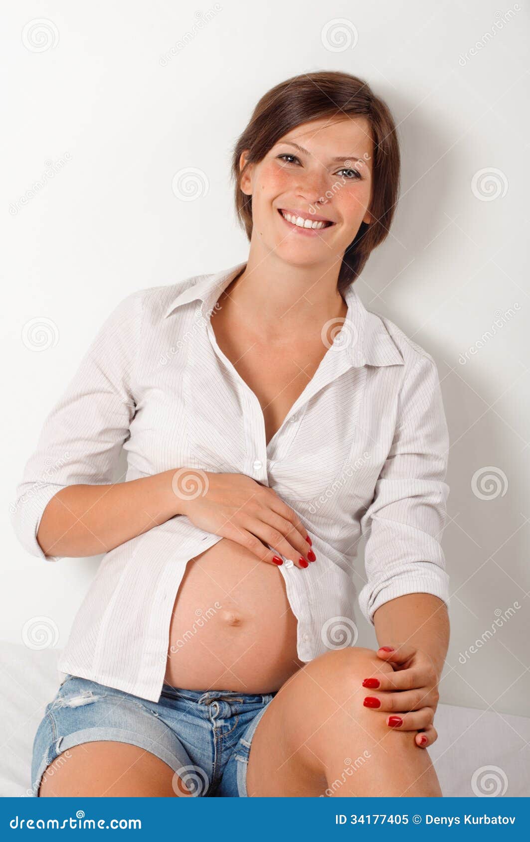 Pregnant Brunette Stock Image Image Of Healthcare Casual 34177405