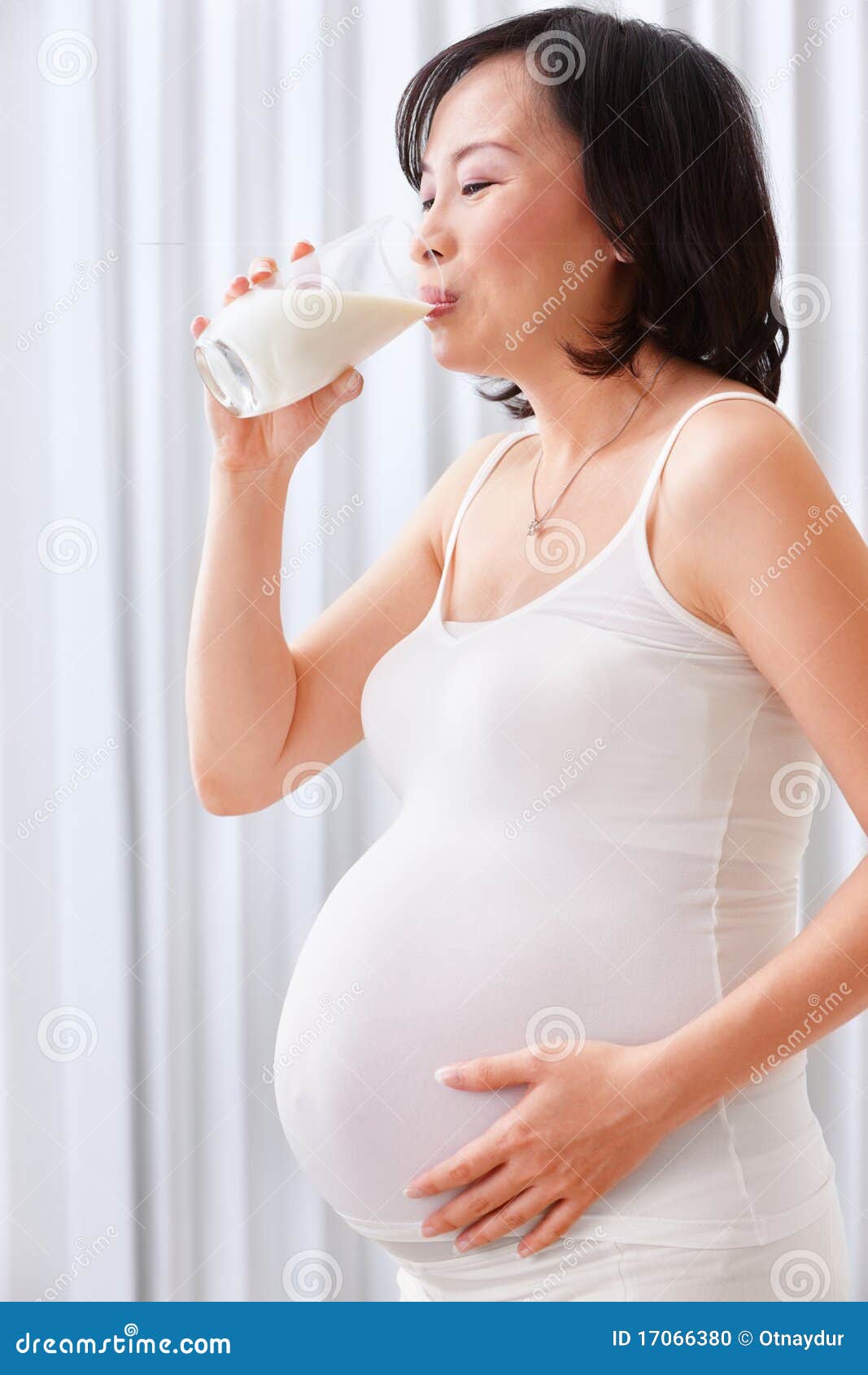 Pregnant Lady Drinking Milk Stock Photo - Image of pregnant, female ...