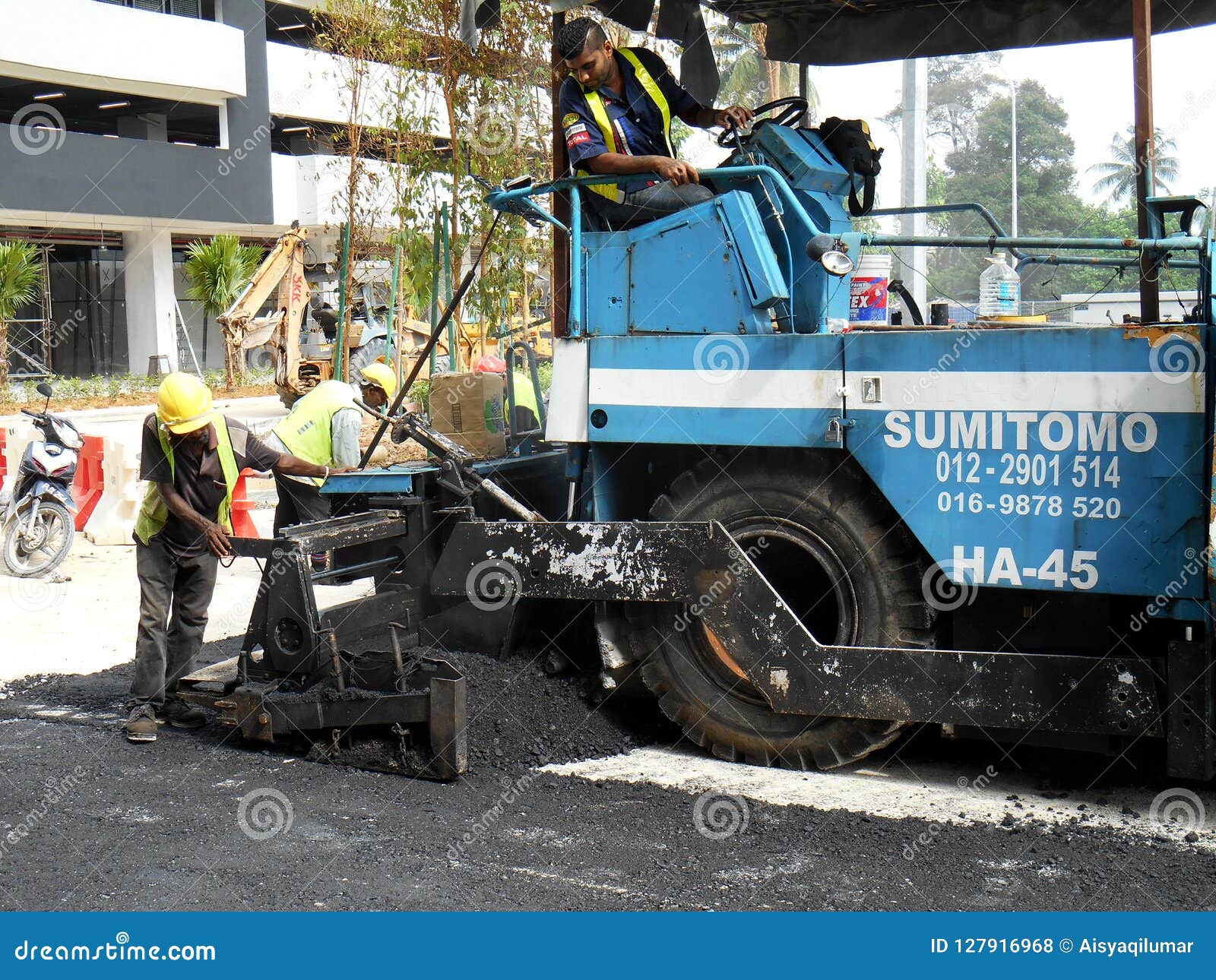 Premix Work by Construction Workers. Editorial Stock Photo - Image of ...