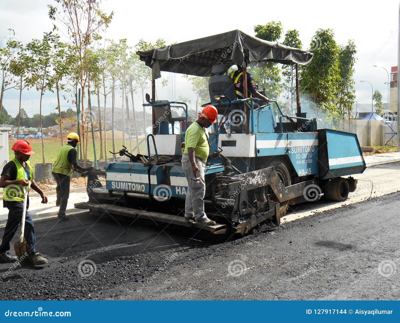 Premix Work by Construction Workers. Editorial Stock Image - Image of ...