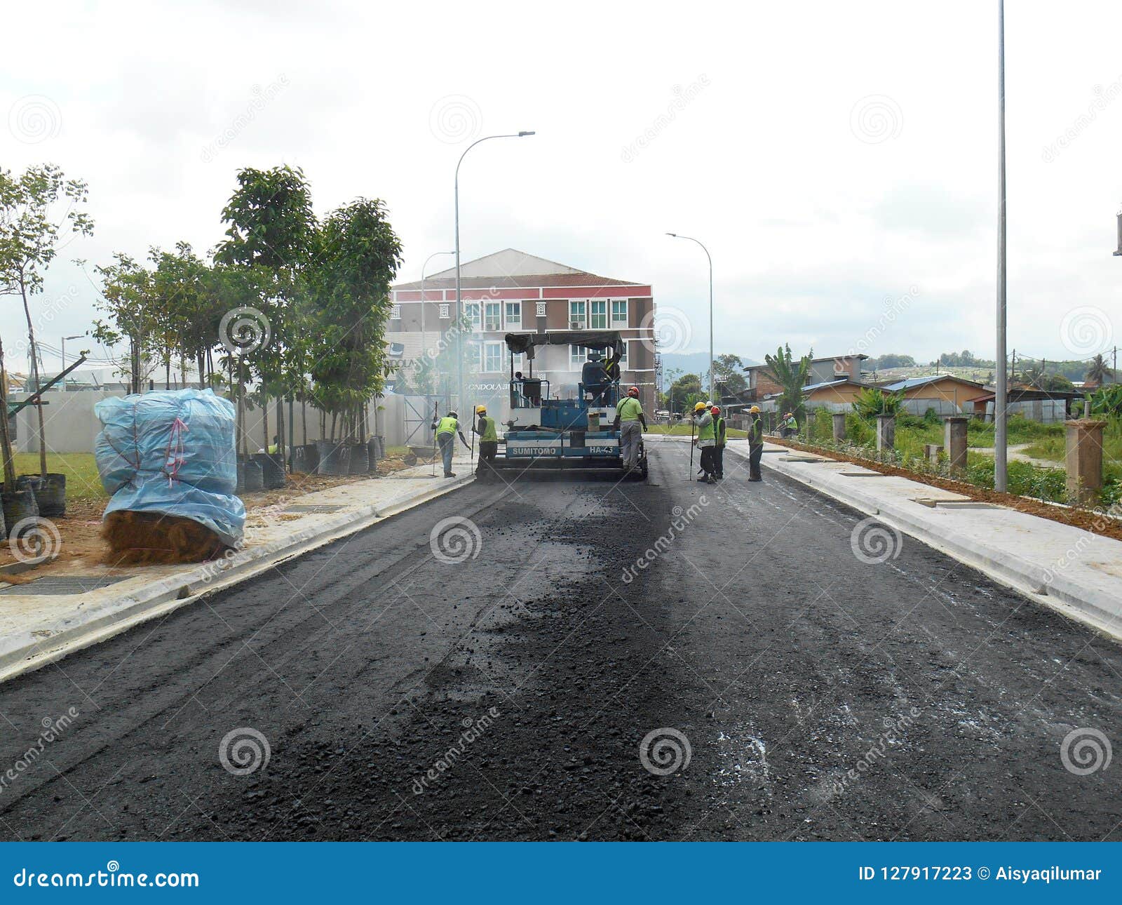 Premix Work by Construction Workers. Editorial Stock Photo - Image of ...