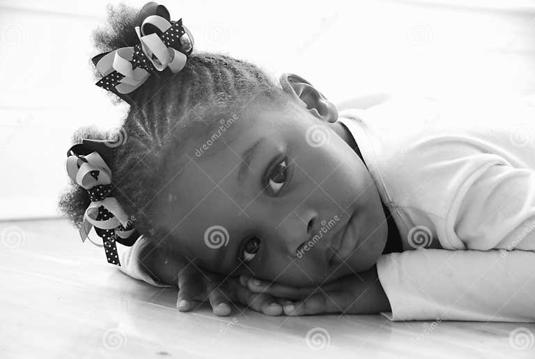 Preocupación imagen de archivo. Imagen de abusado, abajo - 3408625