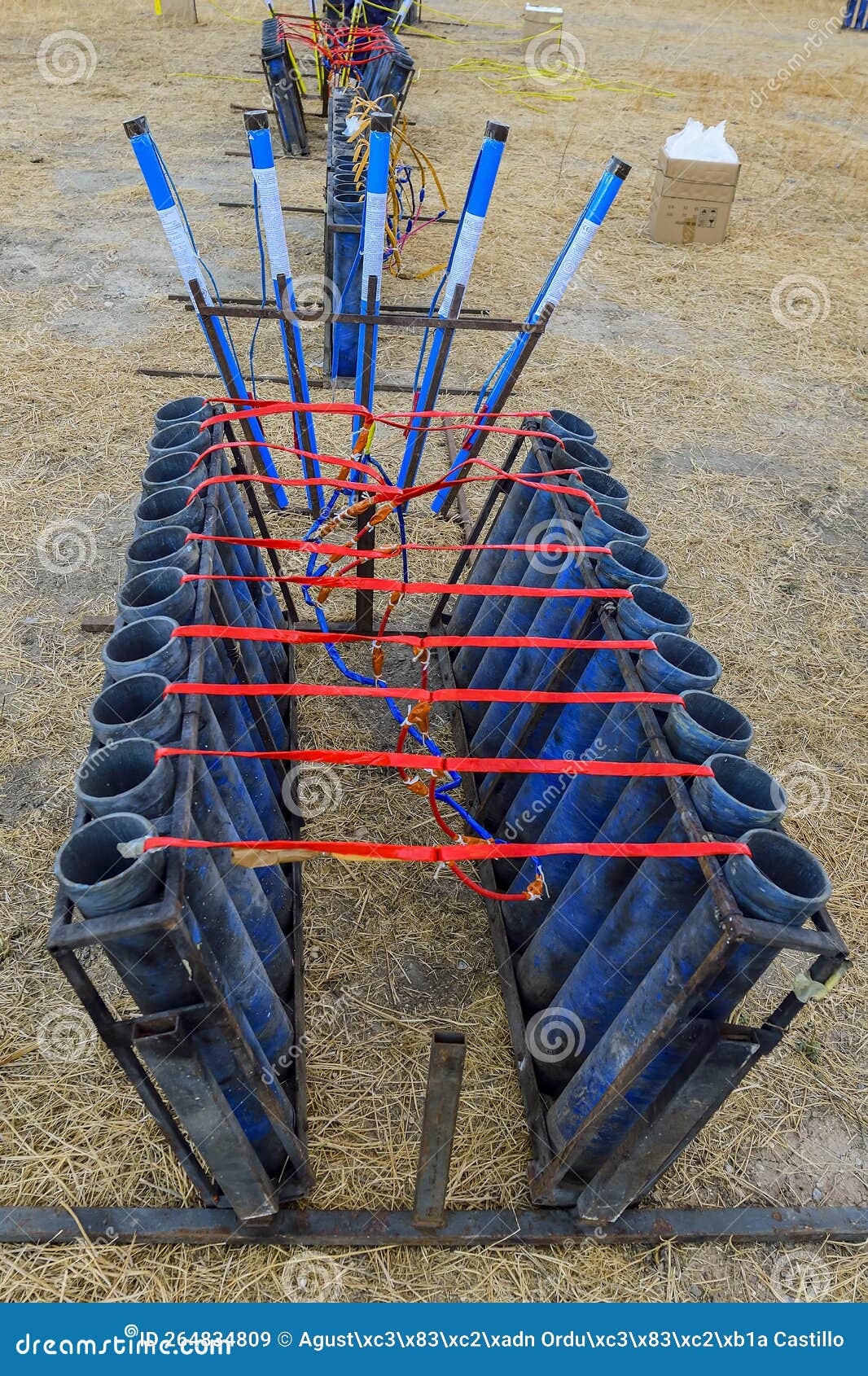 Preparation and Configuration of Professional Fireworks Projectiles ...