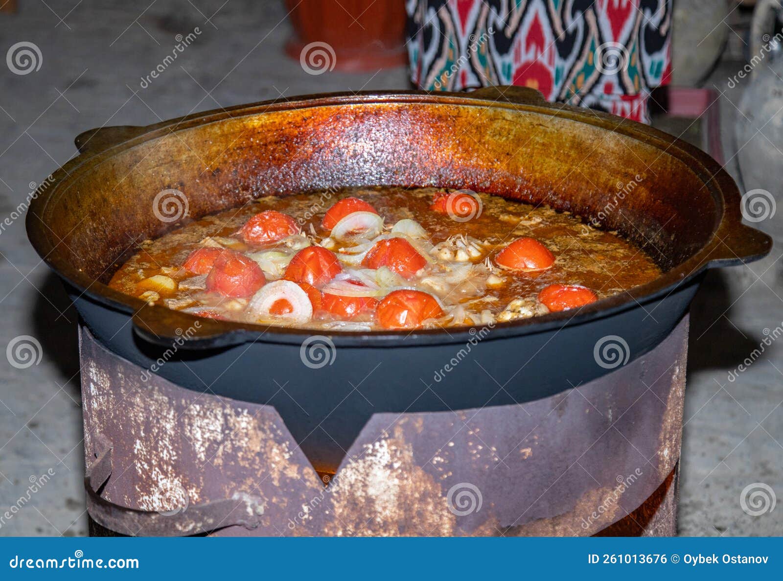 Preparation of Dimlama in Bukhara Stock Photo - Image of tomato, veal ...