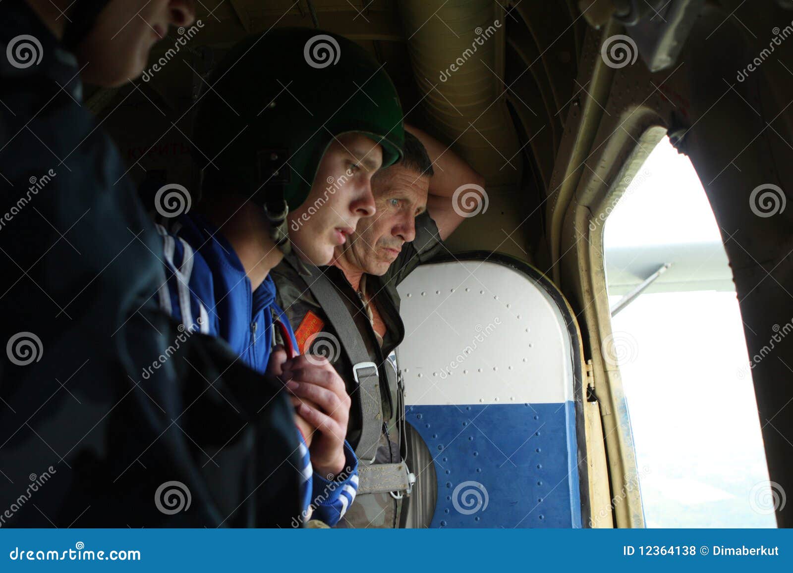 Preparation parachutists editorial stock photo. Image of heaven - 12364138