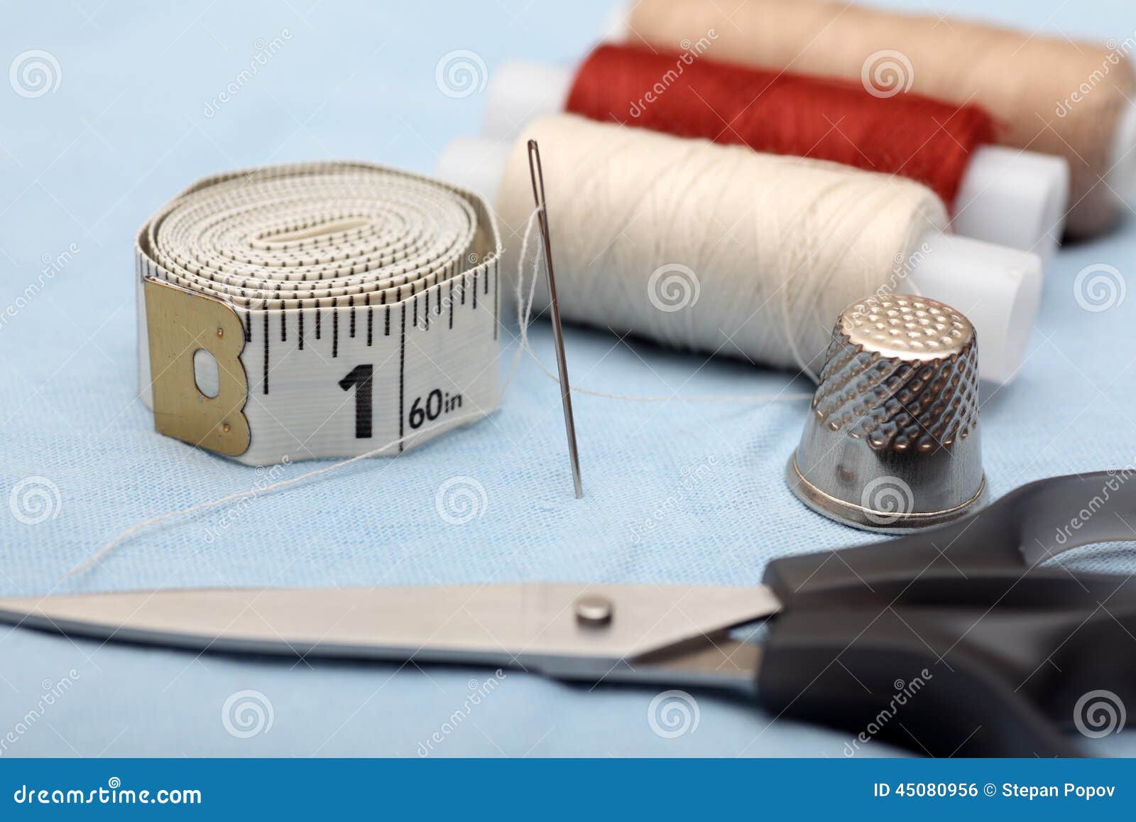 Preparazione per il cucito fotografia stock. Immagine di colpo - 45080956