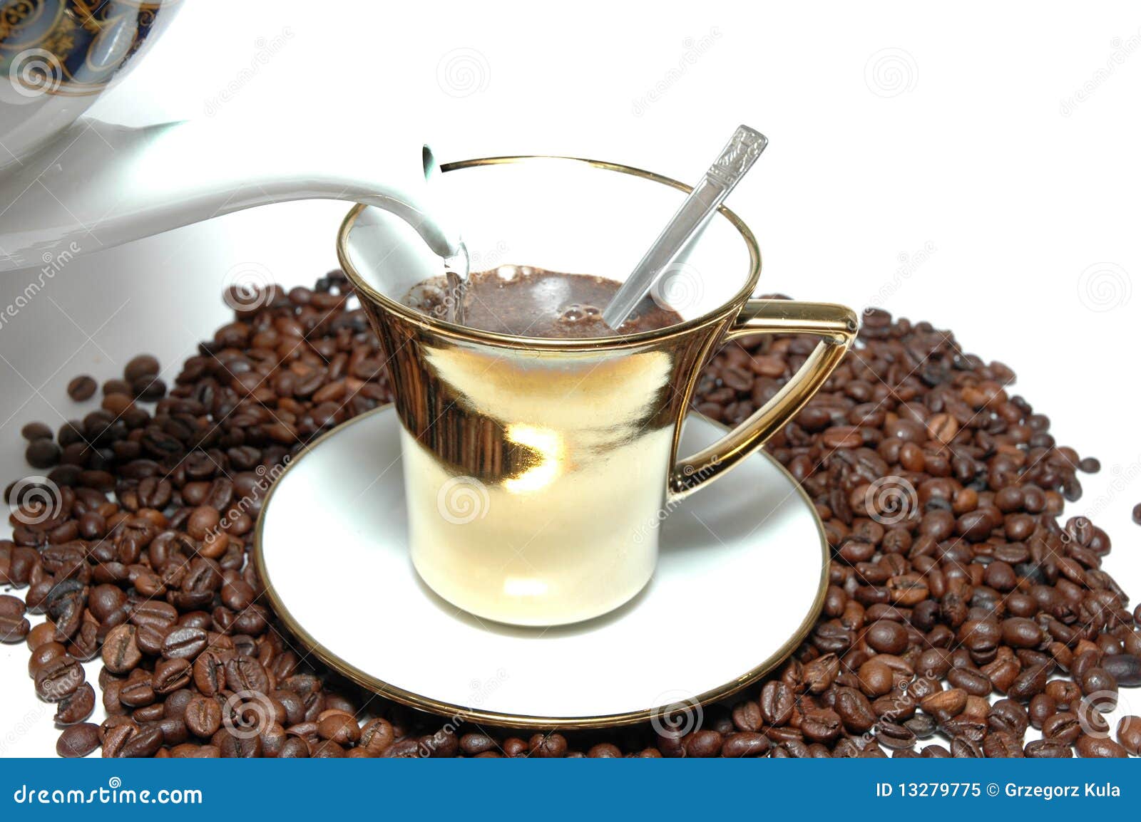 Prepare the coffee stock image. Image of drink, beans - 13279775
