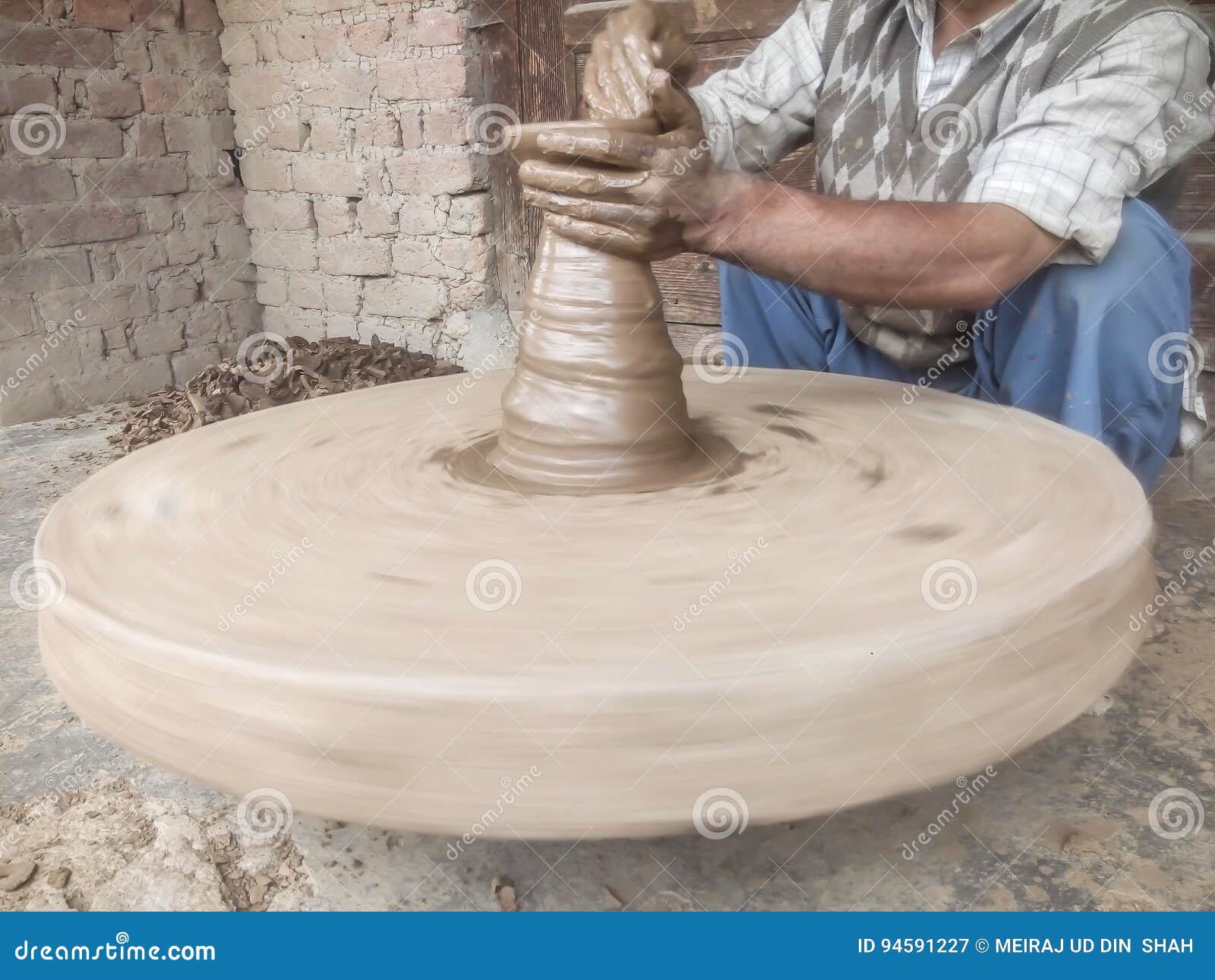Prepare for pottery pots stock image. Image of wheel - 94591227