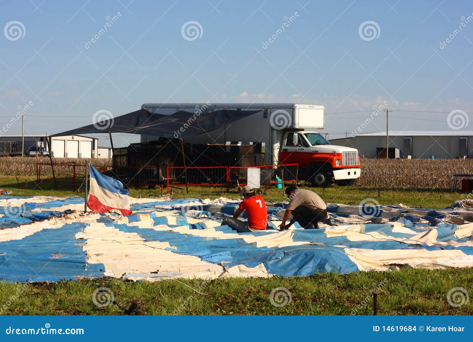Preparing Circus Tent editorial stock image. Image of employees - 14619684