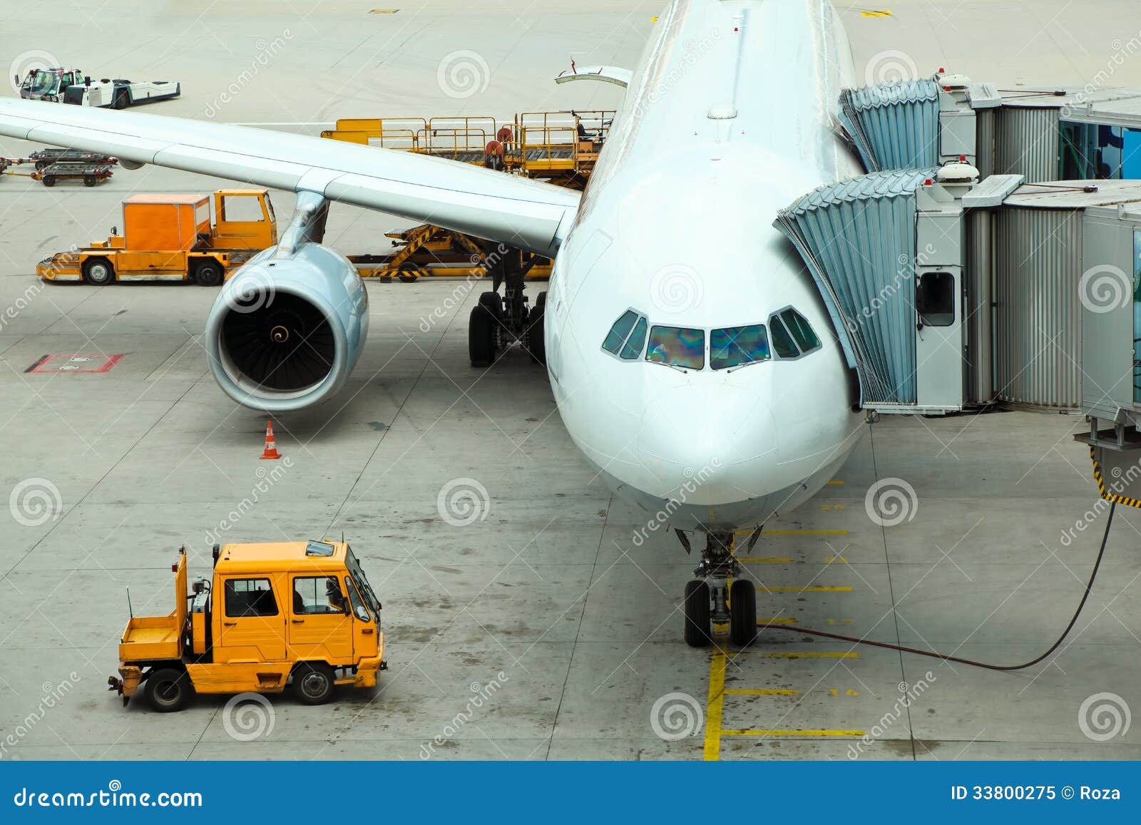 Preparing for the flight stock image. Image of trip, boeing - 33800275