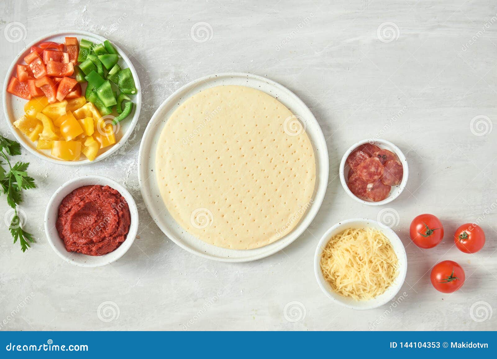 Preparing Individual Pizzas from Pizza Bar Stock Image - Image of ...