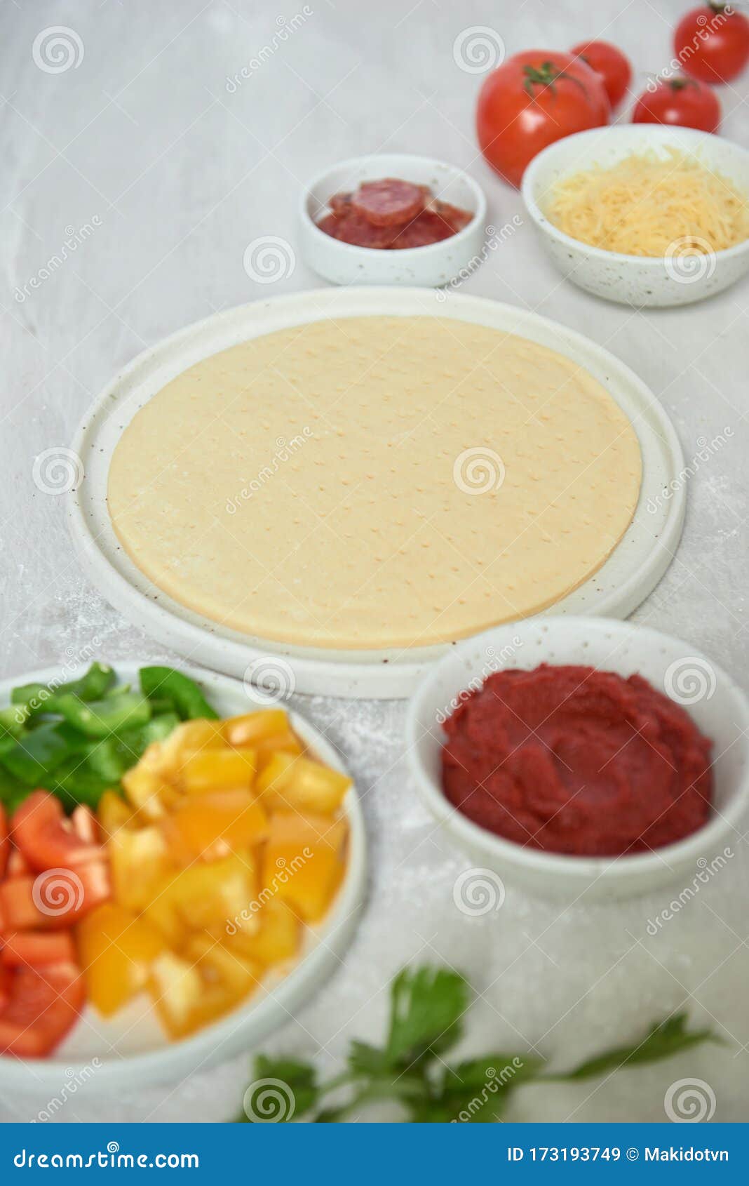 Preparing Individual Pizzas from Pizza Bar Stock Image - Image of dough ...