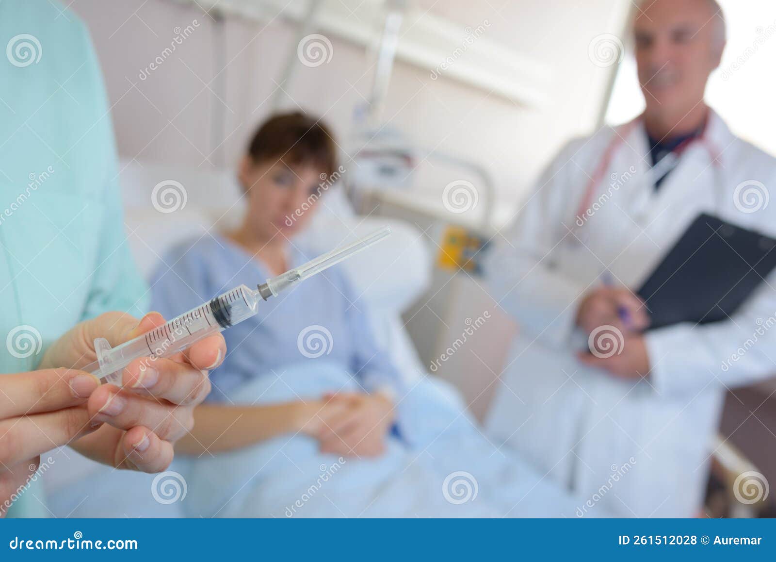 She preparing injection stock photo. Image of nurse - 261512028