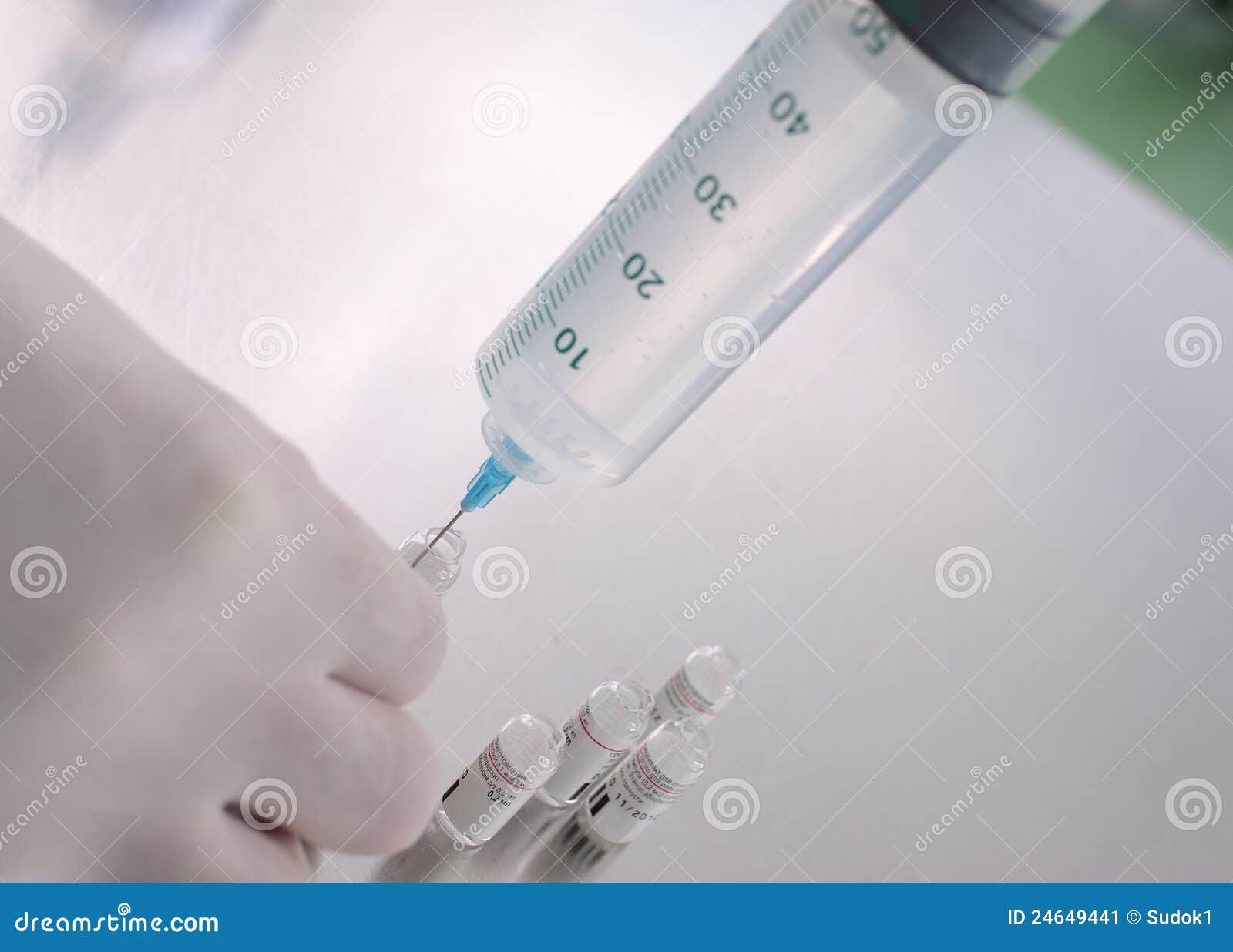 Preparing a Solution of Medicines Stock Image - Image of insulin, hand ...