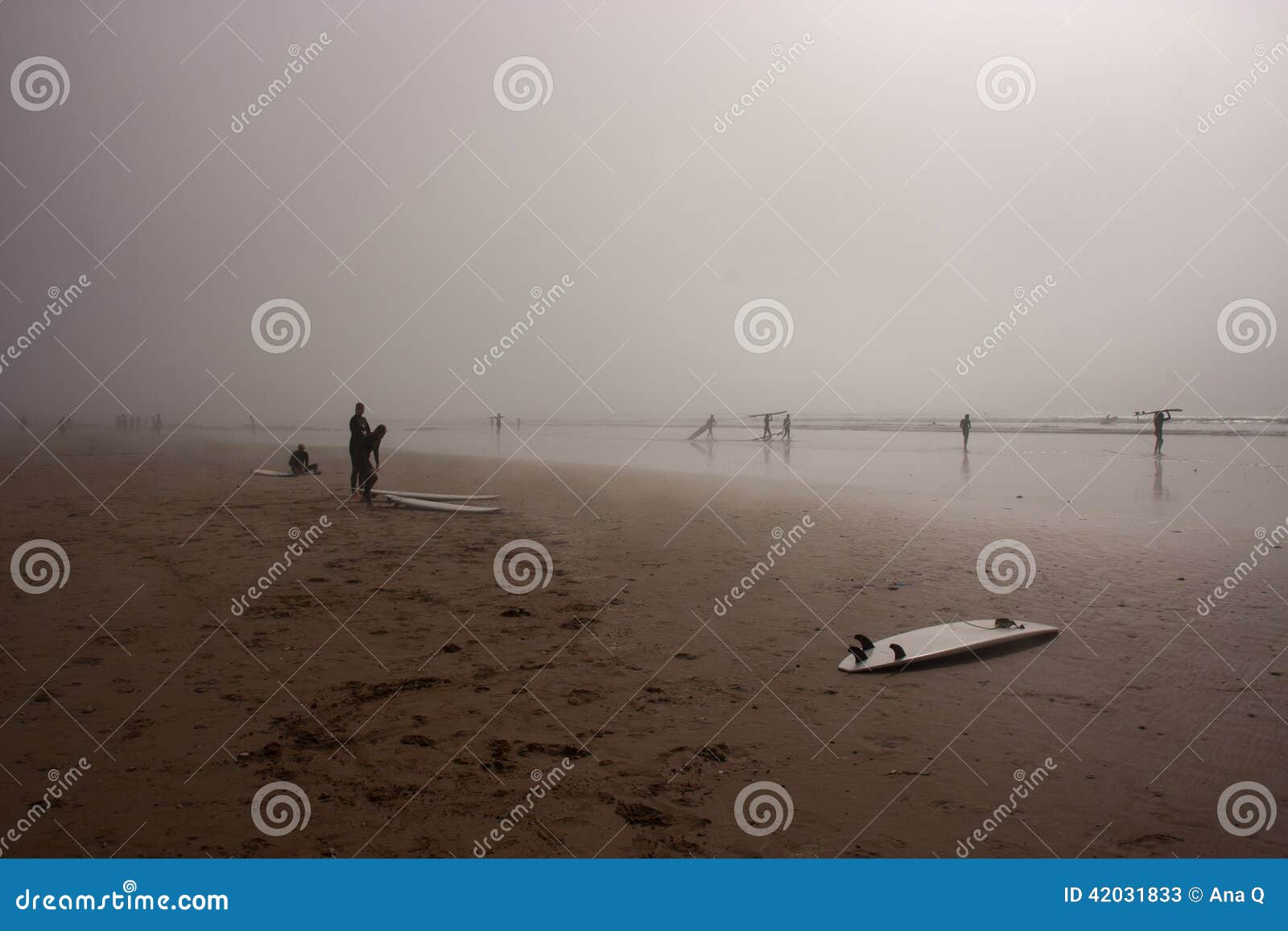 Preparing to surf stock image. Image of catch, nature - 42031833