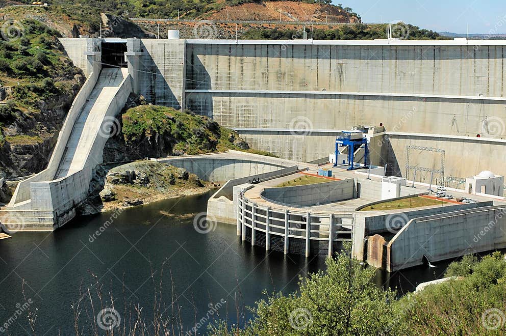 Presa imagen de archivo. Imagen de almacén, paisaje, turbina - 2303809