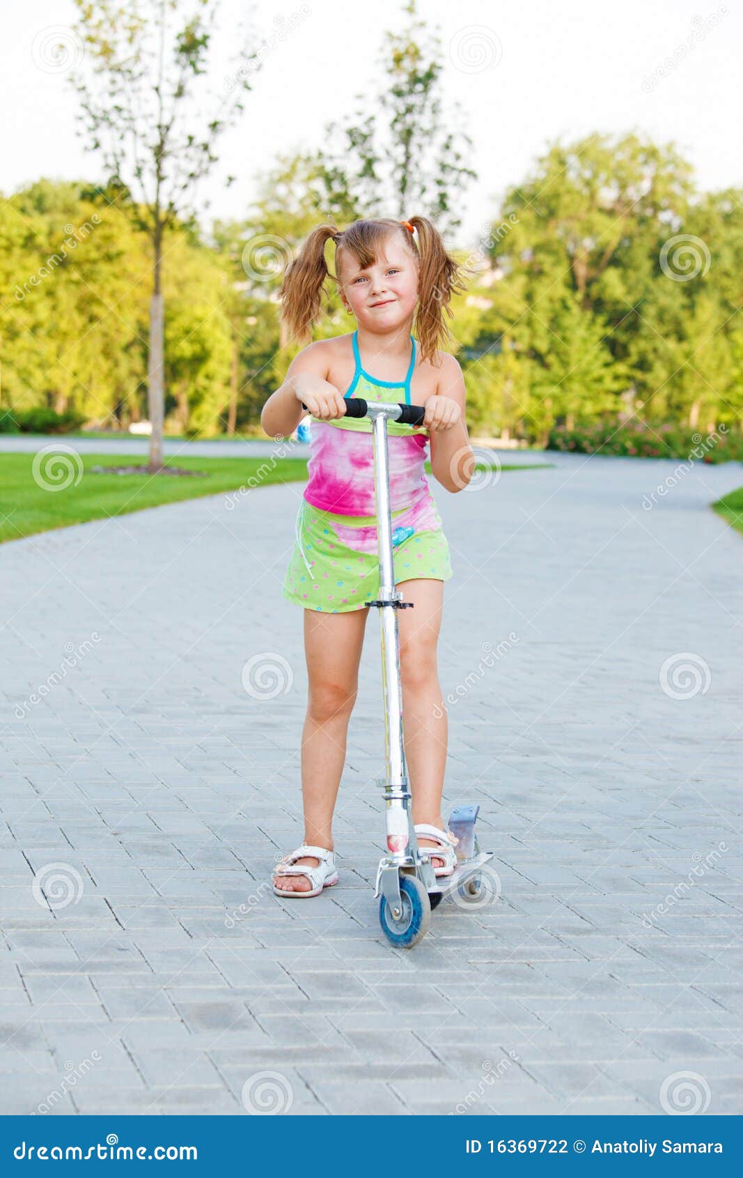 Preschool girl stock photo. Image of child, happiness - 16369722