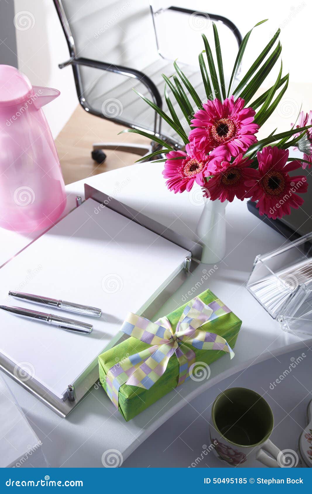 Present and Flower Vase on Office Table Stock Image - Image of indoor ...