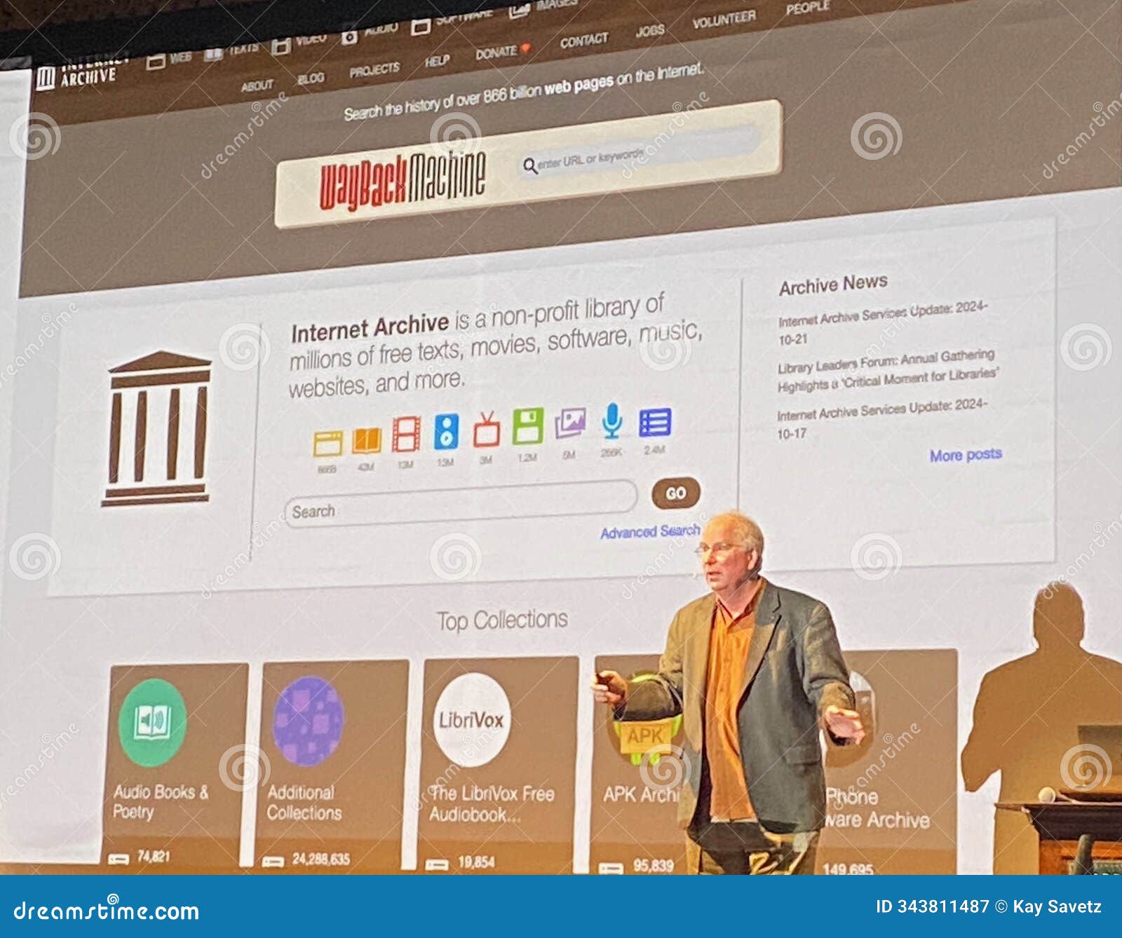 Presentation on Internet Archive Services Editorial Photography - Image ...