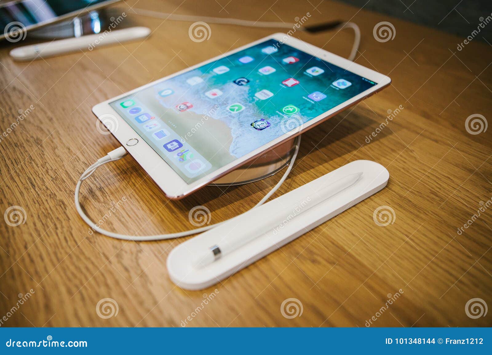 Berlin, October 2, 2017: Presentation of the New Advanced Tablet Ipad ...