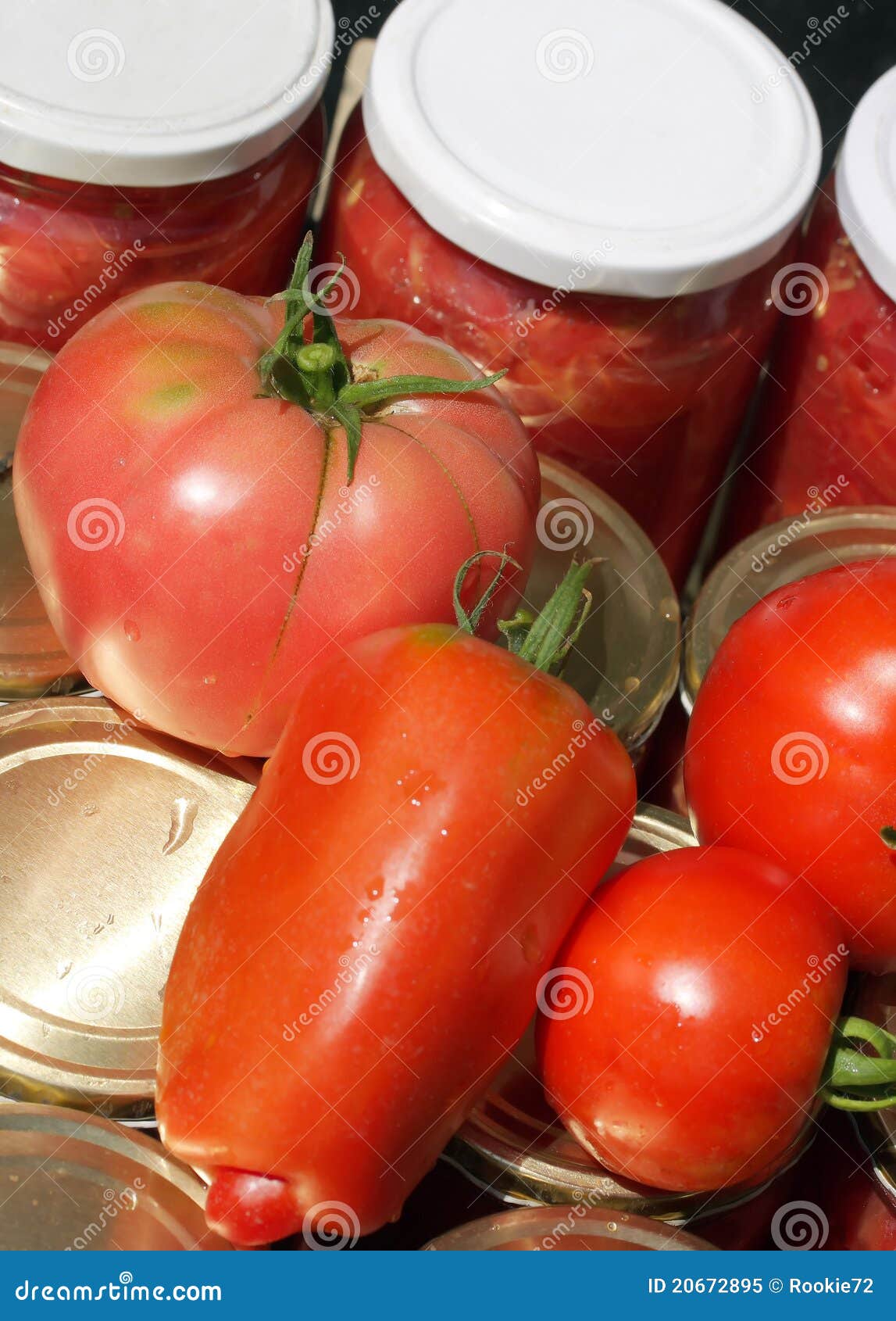 216 Chopped Tinned Tomatoes Stock Photos - Free & Royalty-Free Stock ...