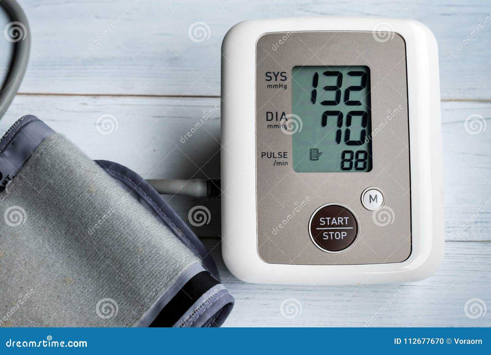 Presión arterial normal foto de archivo. Imagen de lifestyle - 112677670