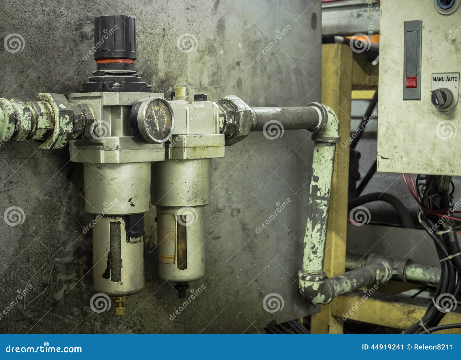 Pressure Meter on a Machine Stock Image - Image of science, measure ...