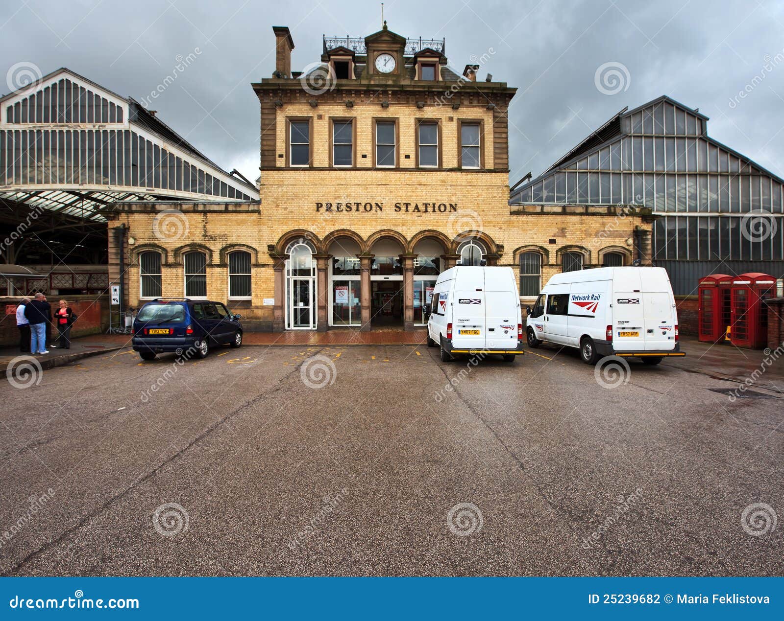 Preston, train station editorial photography. Image of lancashire ...