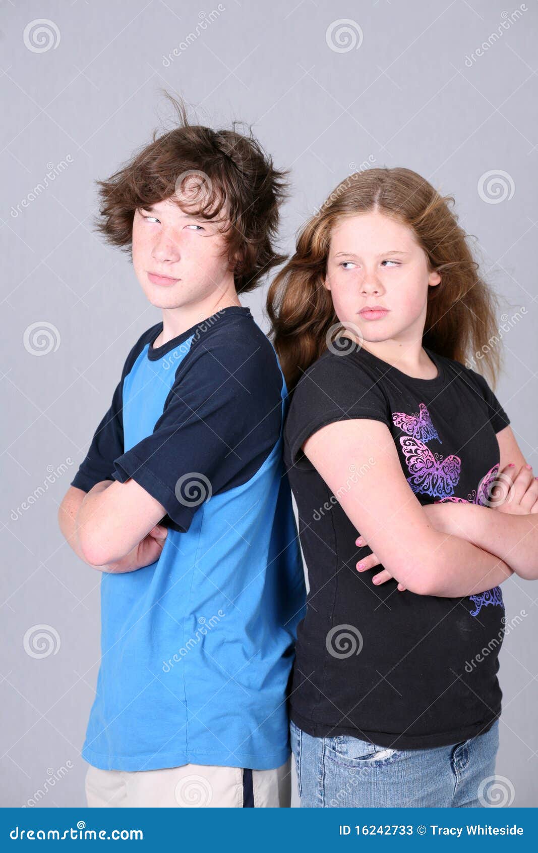 Preteens arrabbiati immagine stock. Immagine di preadolescenti - 16242733